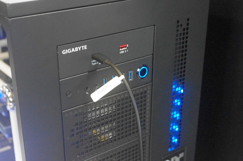 Gigabyte unveils Thunderbolt 3 external GPU docking station ... Gigabyte unveils Thunderbolt 3 external GPU docking station ...