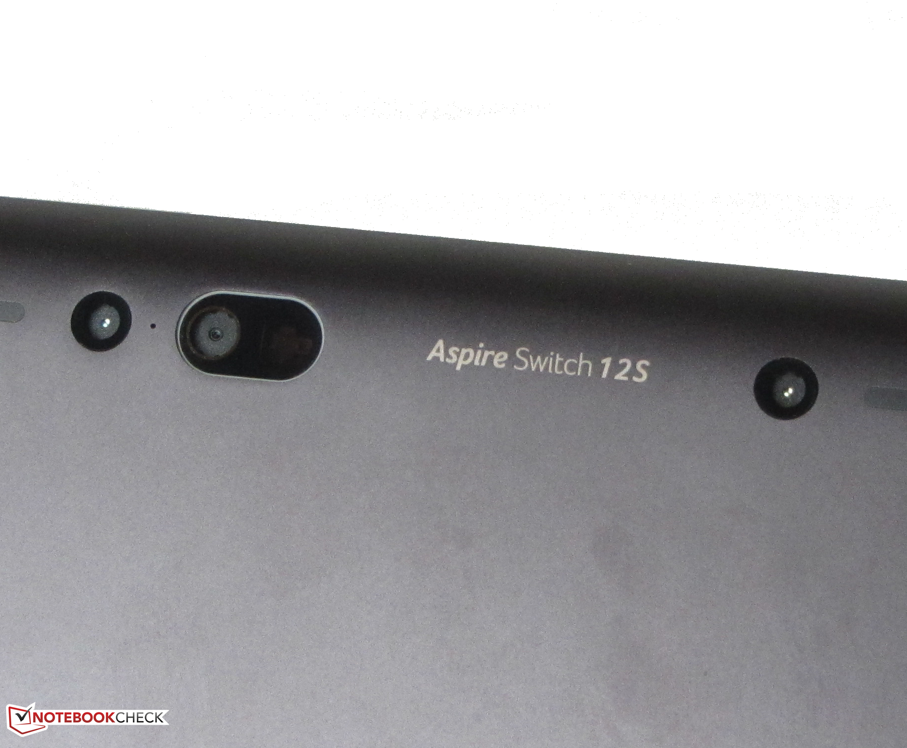 Acer Aspire Switch 12S SW7-272-M3A0 Convertible Review - NotebookCheck ...