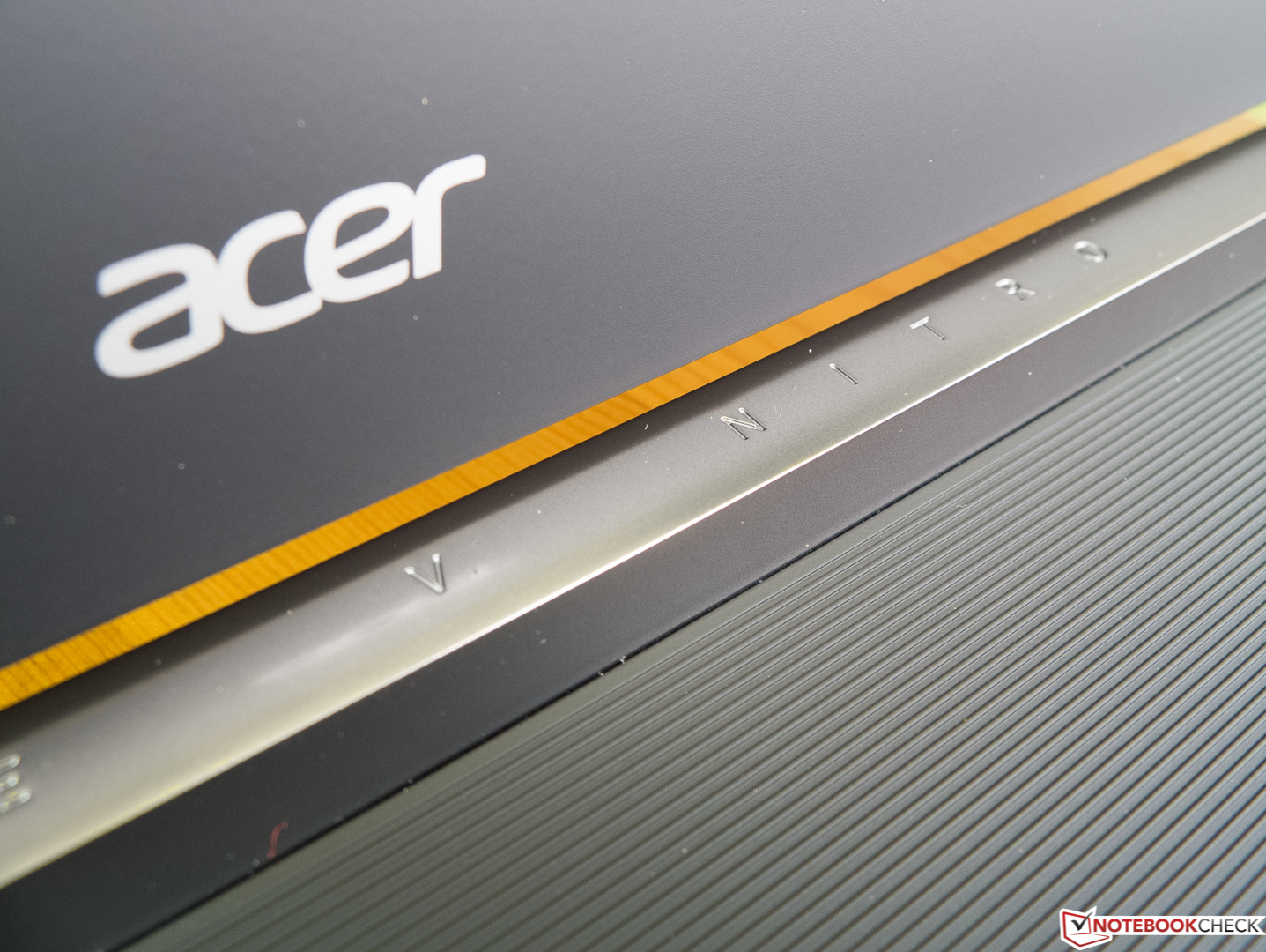 Acer Aspire V17 Nitro (VN7-791G-759Q) Notebook Review - NotebookCheck ...