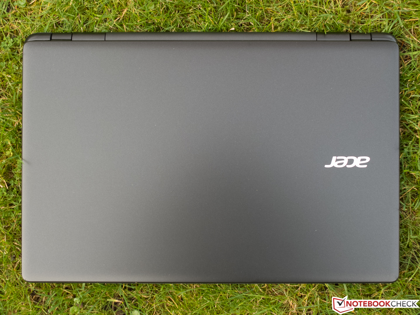 Acer TravelMate P256-M-39NG Notebook Review - NotebookCheck.net Reviews