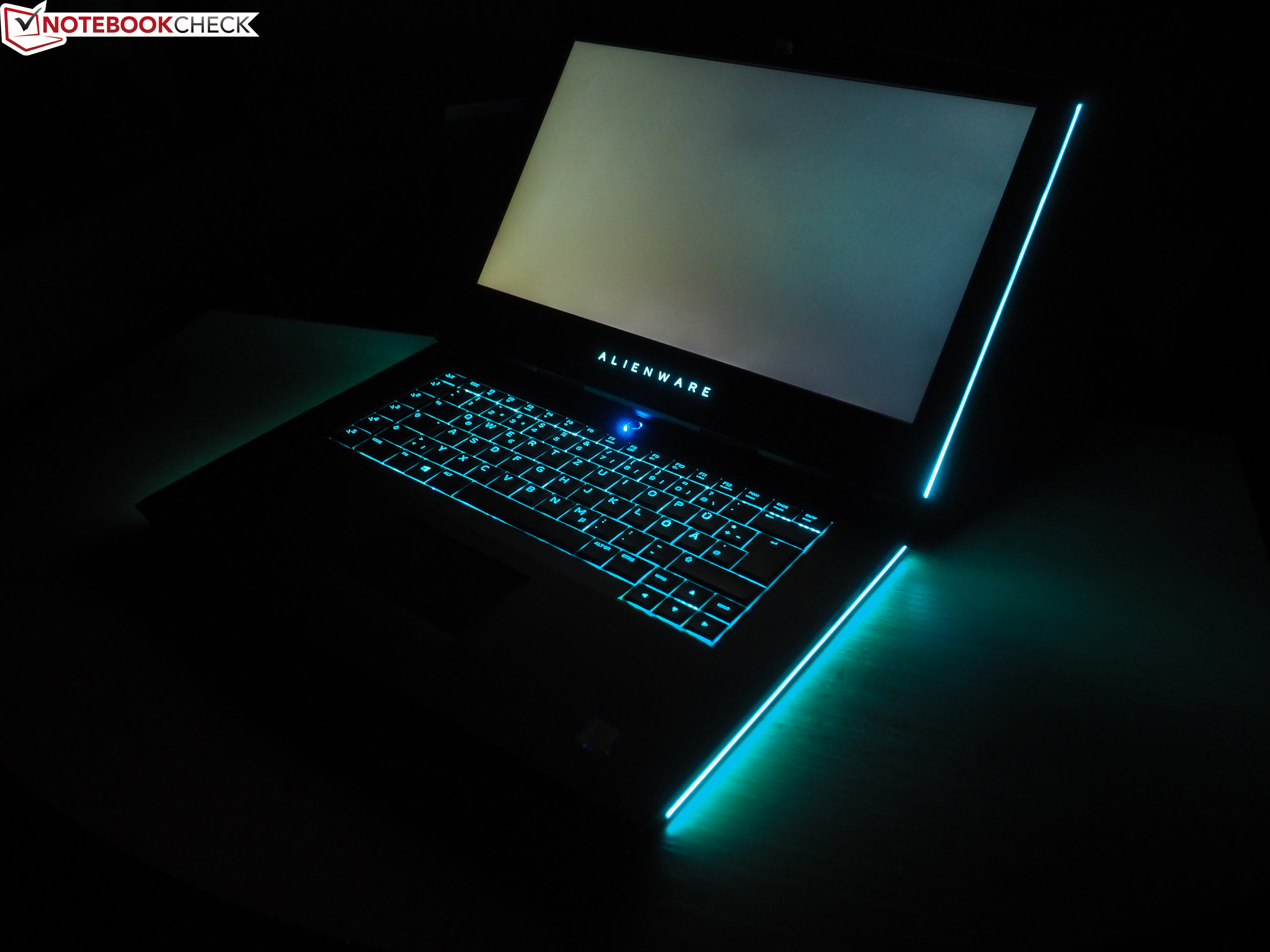 Alienware 15 R3 Notebook Review - NotebookCheck.net Reviews