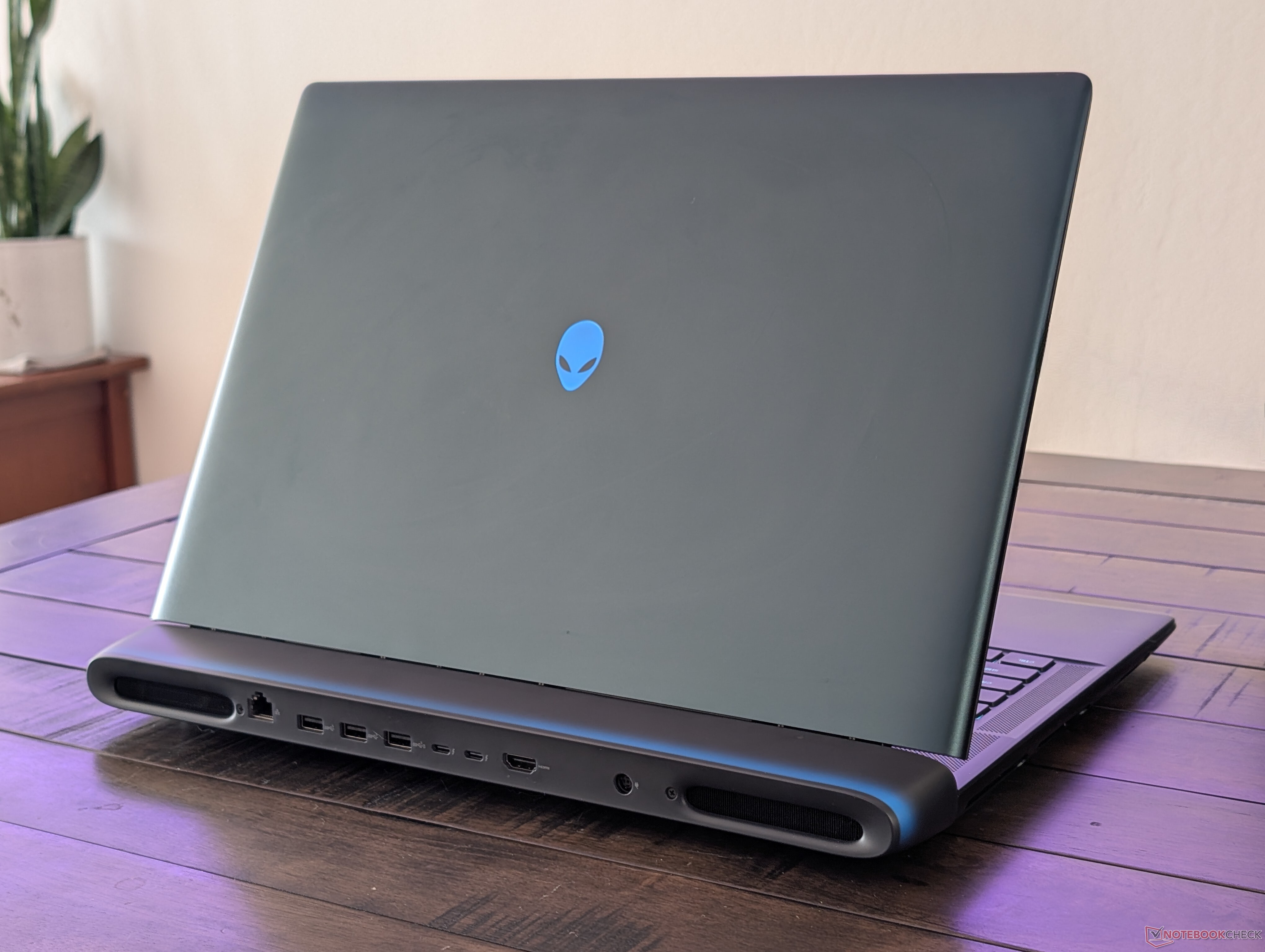 Alienware 18 Area-51 outperforms nearly all other gaming laptops and we ...