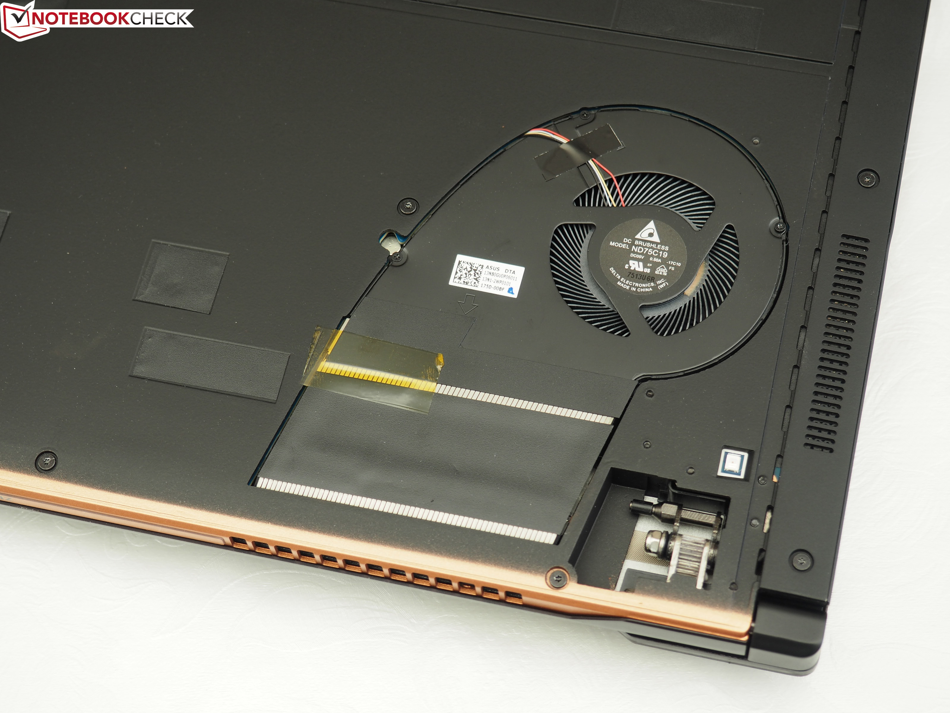 Asus ROG Zephyrus GX501 Laptop Review - NotebookCheck.net Reviews