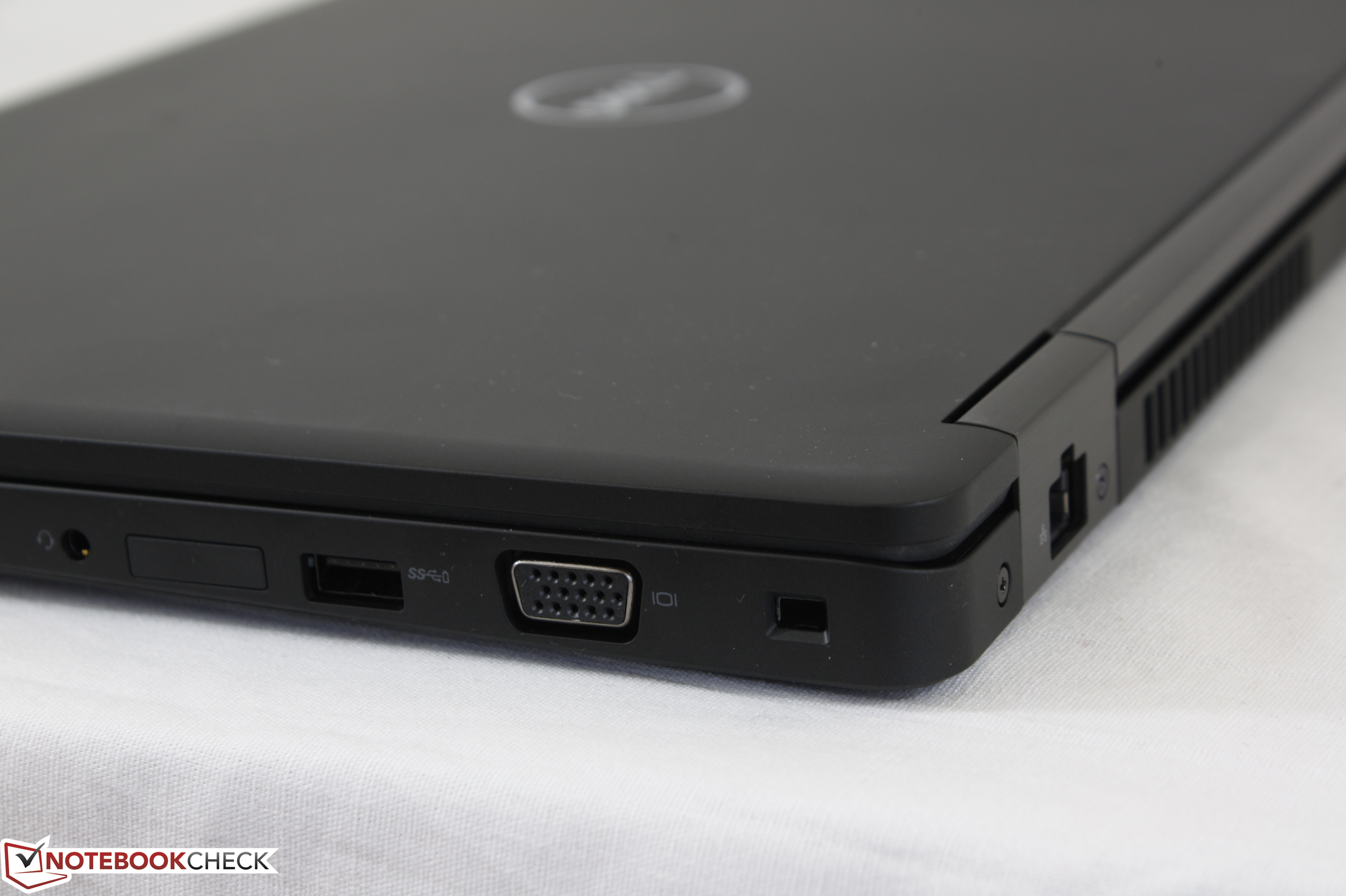 Dell Latitude 5580 (i5-7200U, HD) Laptop Review - NotebookCheck.net Reviews