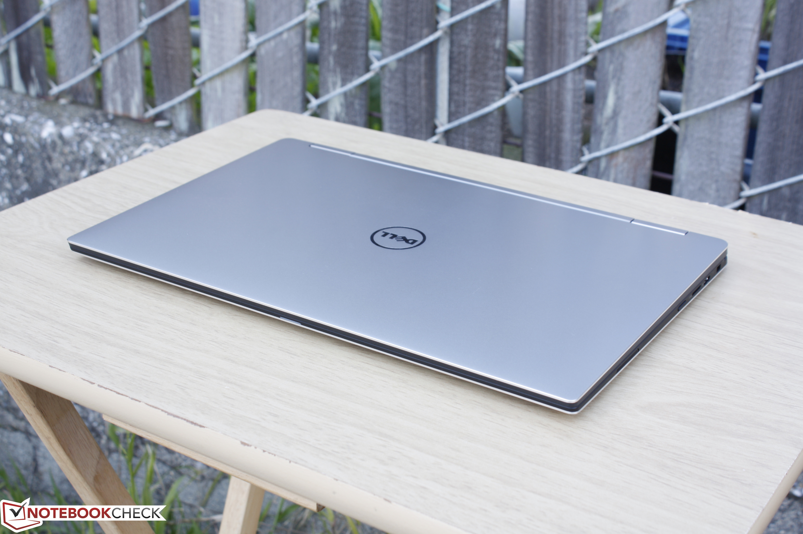 Dell XPS 13 9365 2-in-1 Convertible Review - NotebookCheck.net Reviews