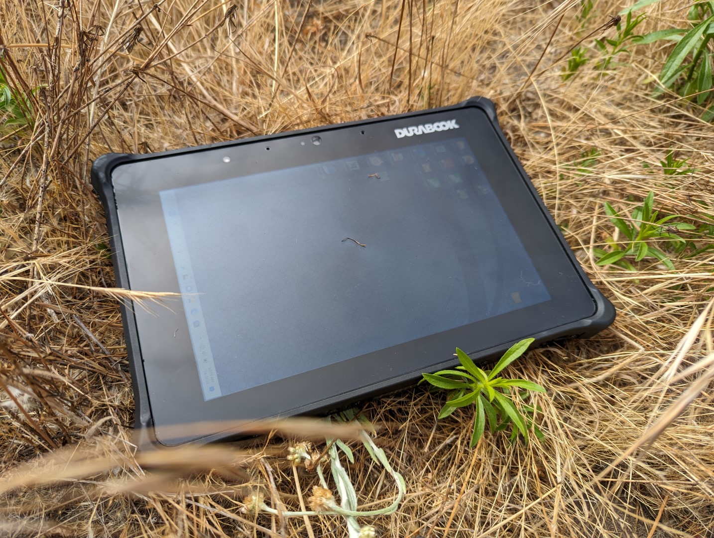 Durabook R8 review: World's first fanless rugged tablet with Intel 12th ...