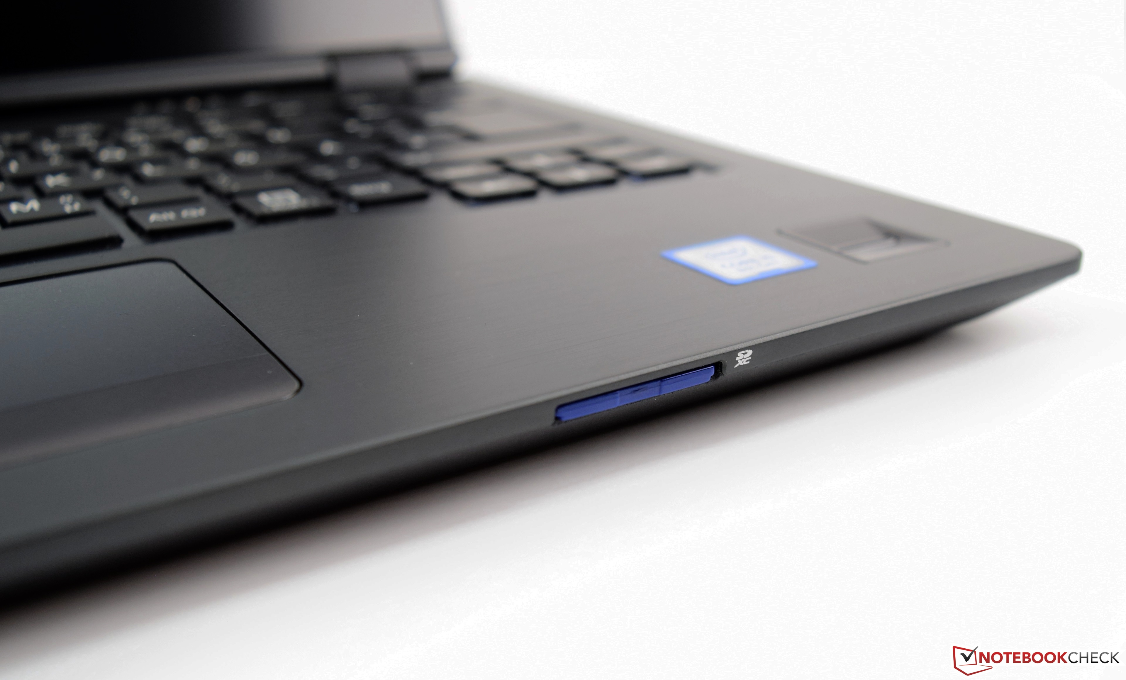 Fujitsu LifeBook U748 (i5-8250U, FHD, Touch) Laptop Review ...