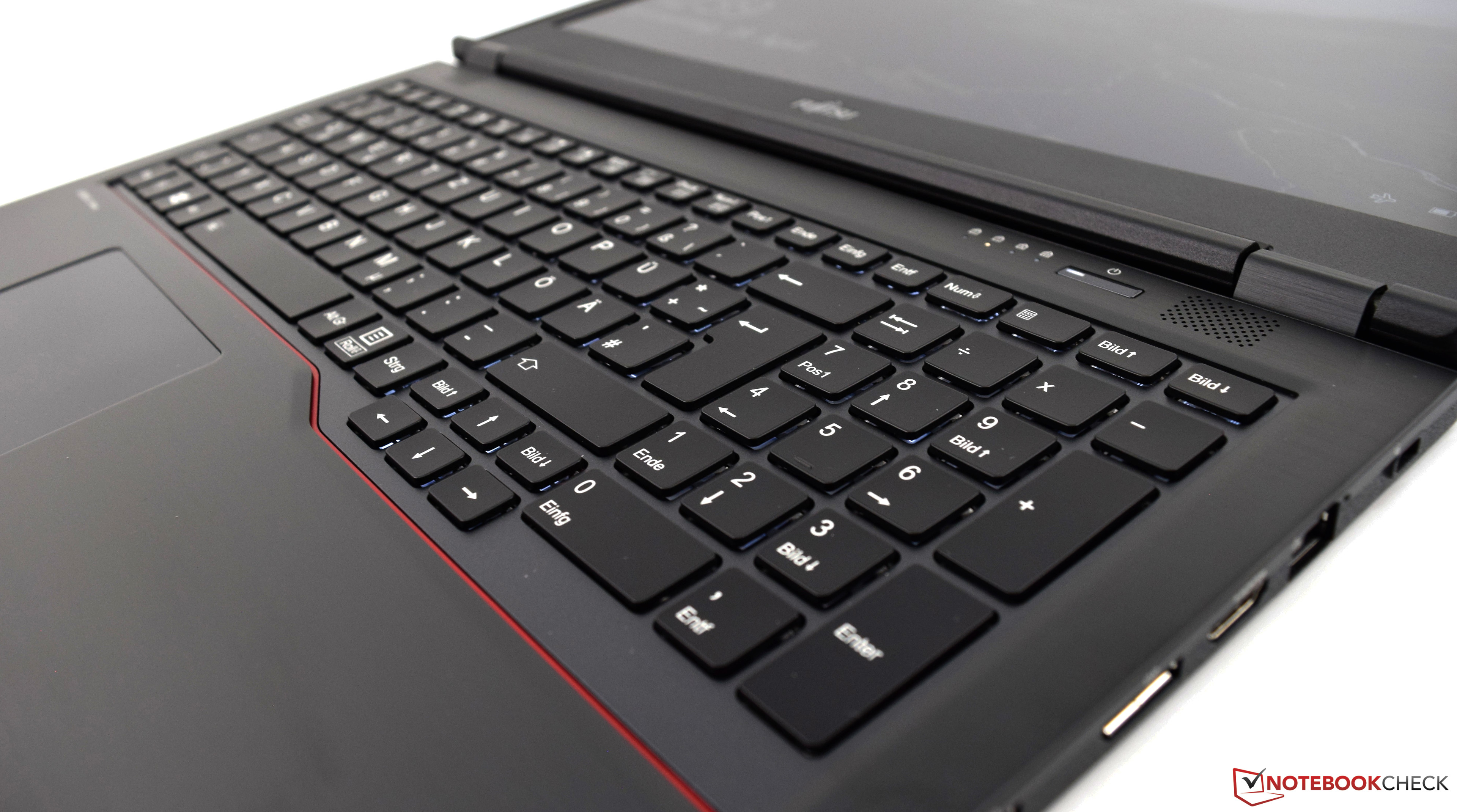 Fujitsu LifeBook U758 (i7-8650U, UHD) Laptop Review - NotebookCheck.net ...