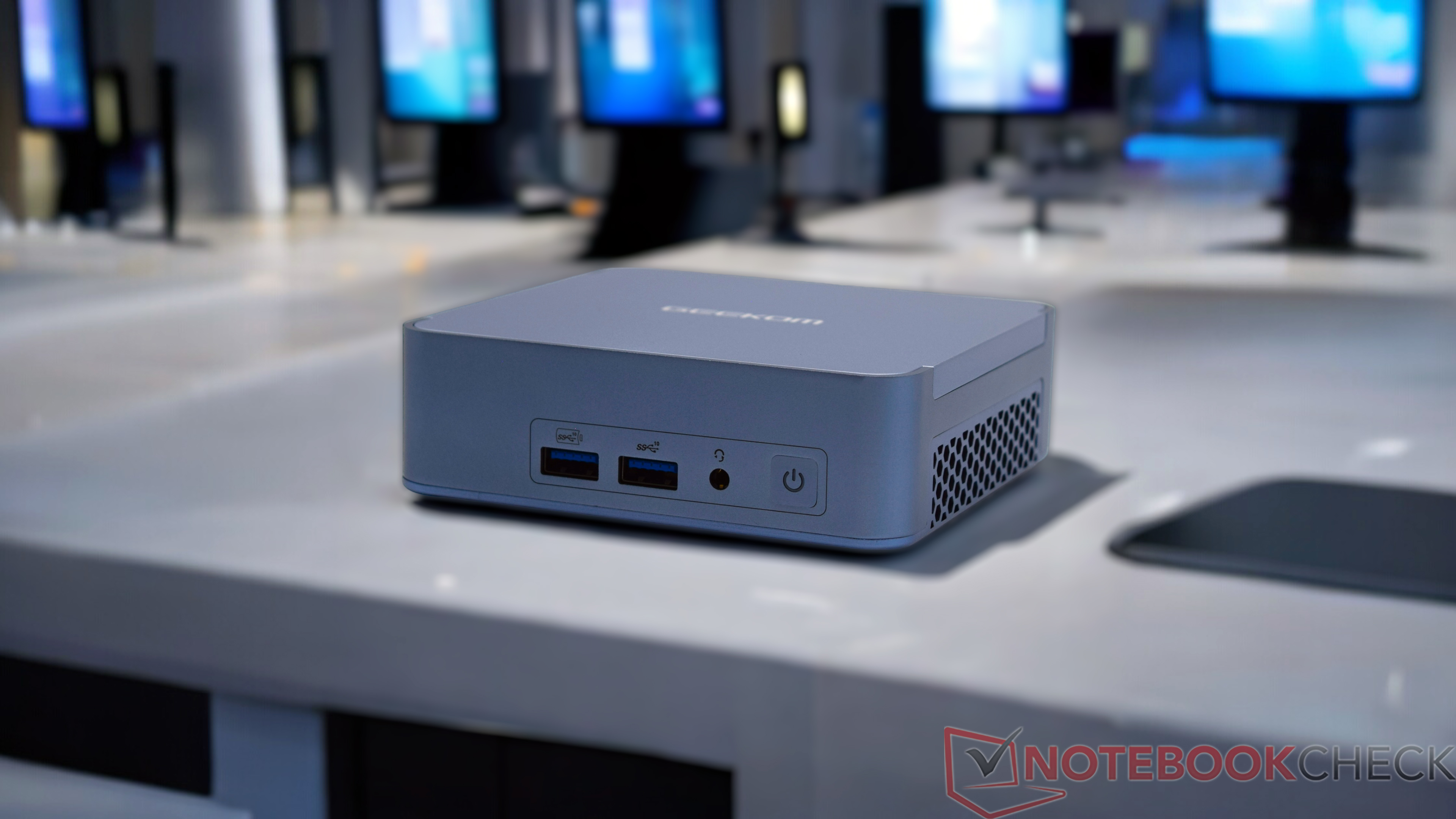 Geekom AX8 Pro AI NUC PC review: AMD Ryzen 9 8945HS with 32 GB DDR5 RAM ...