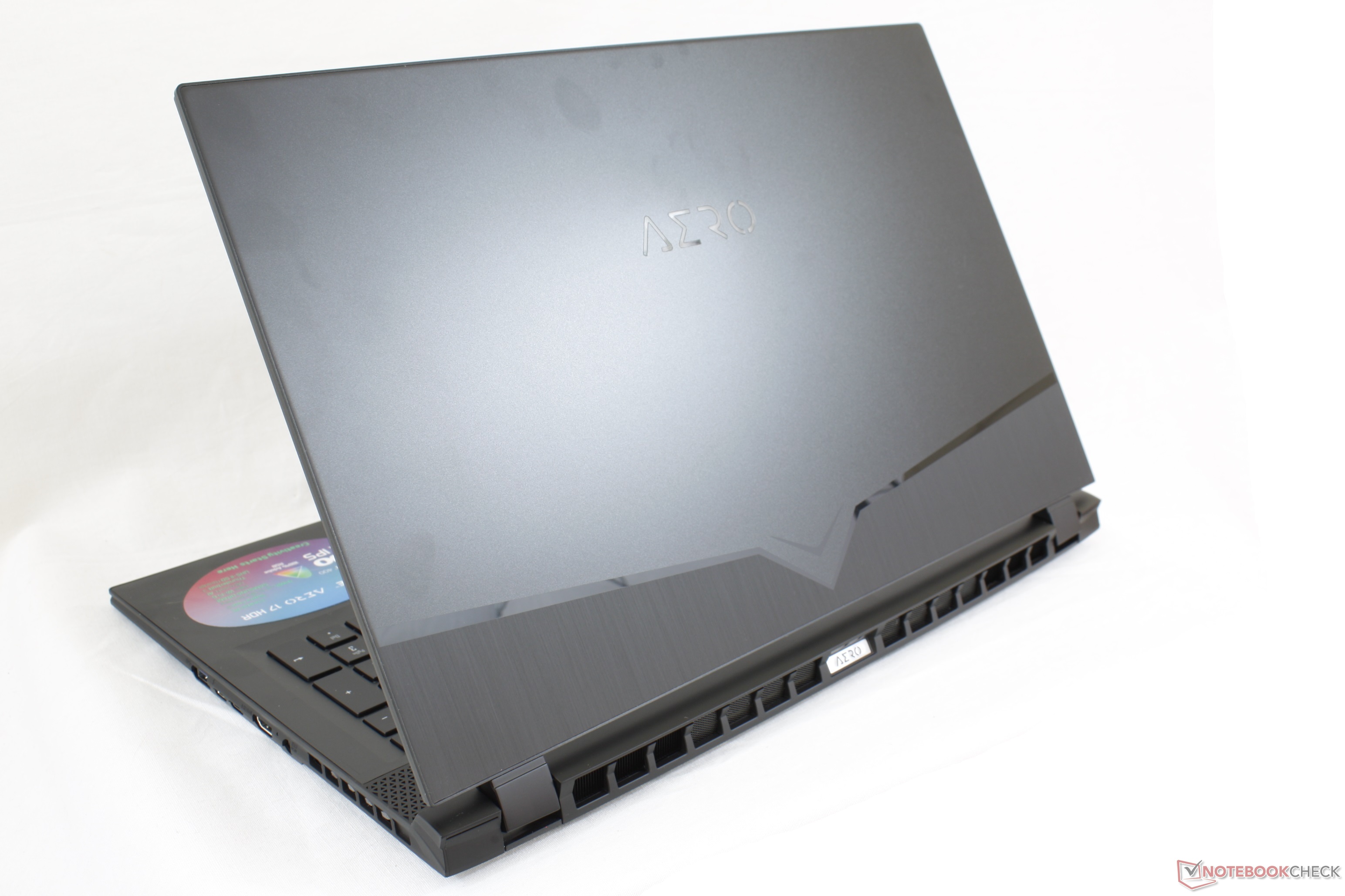 Gigabyte Aero 17 XA HDR Laptop Review: This is a *Really* Good 17-inch ...