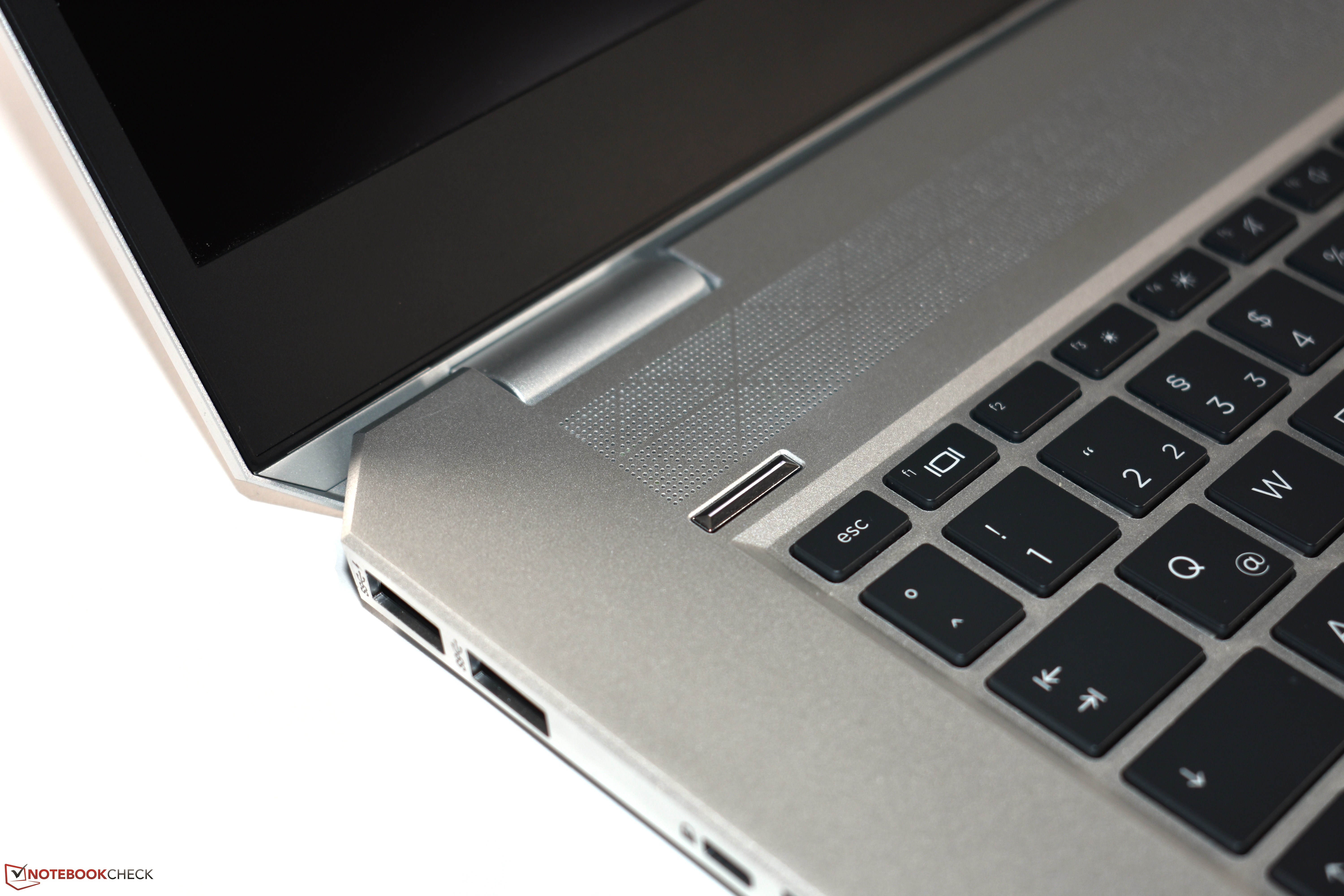 HP EliteBook 1050 G1 (i7-8750H, 4K, GTX 1050 Max-Q) Laptop Review ...