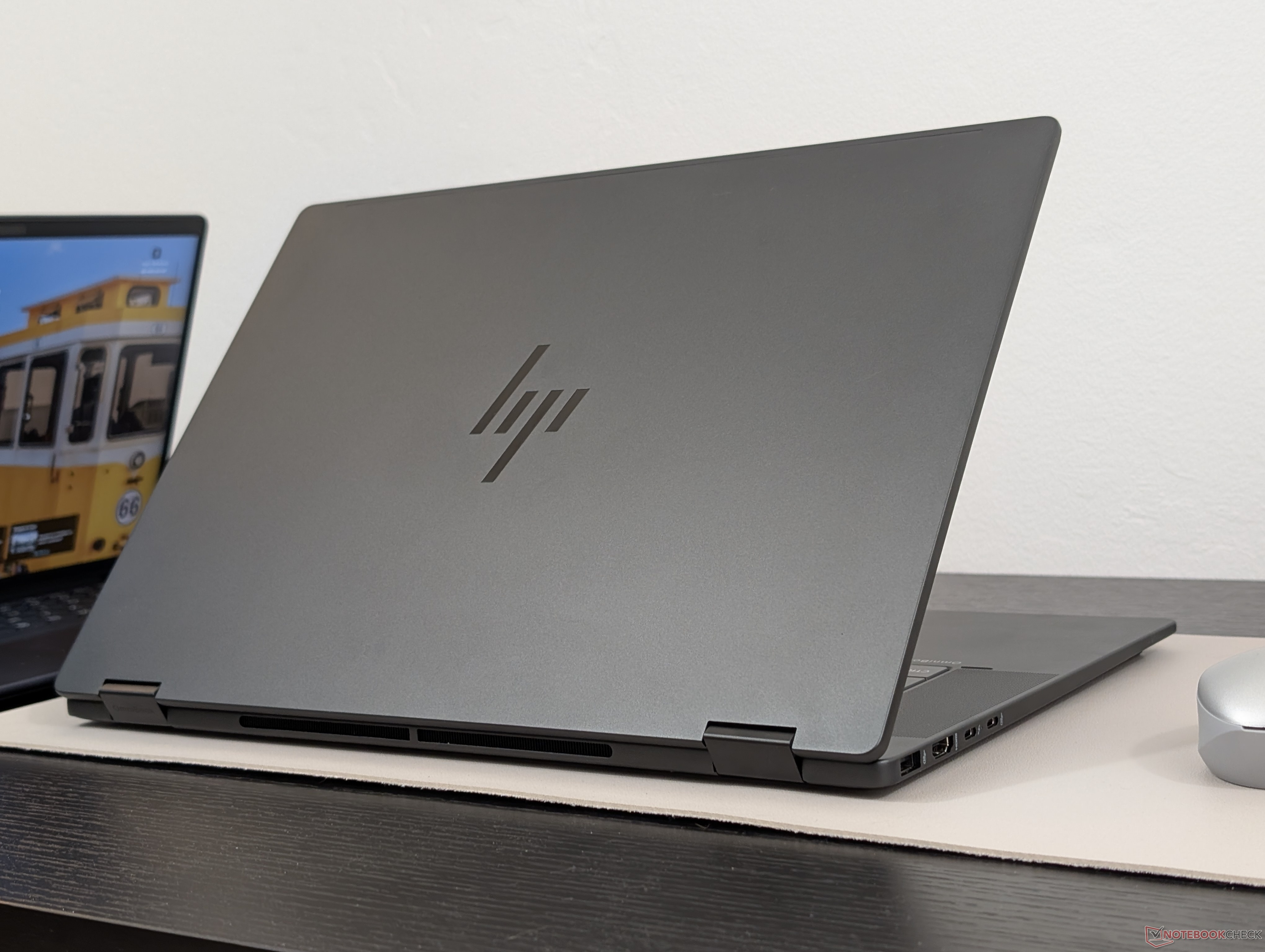 OmniBook X Flip 16 vs. Dell Plus 16 2-in-1: HP offers longer battery ...