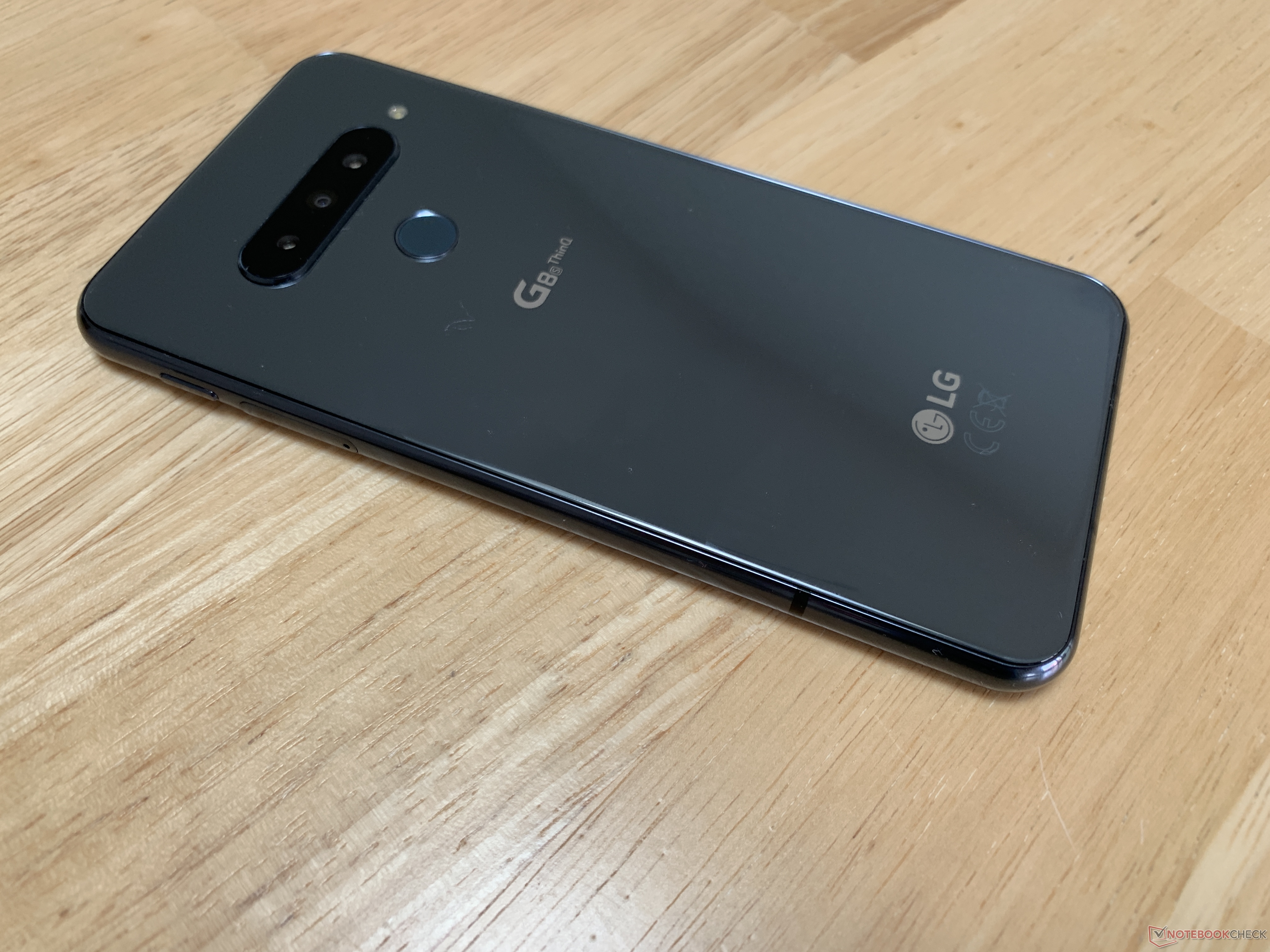 LG G8S ThinQ Smartphone Review: Innovative or outdated? - NotebookCheck ...