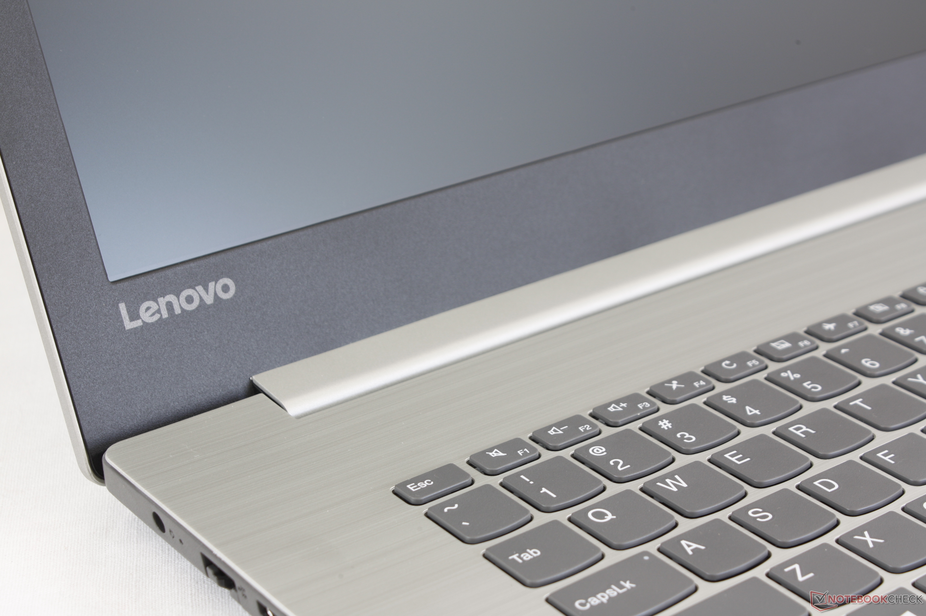 Lenovo IdeaPad 330-17IKB (i7-8550U, GeForce MX150) Laptop Review ...