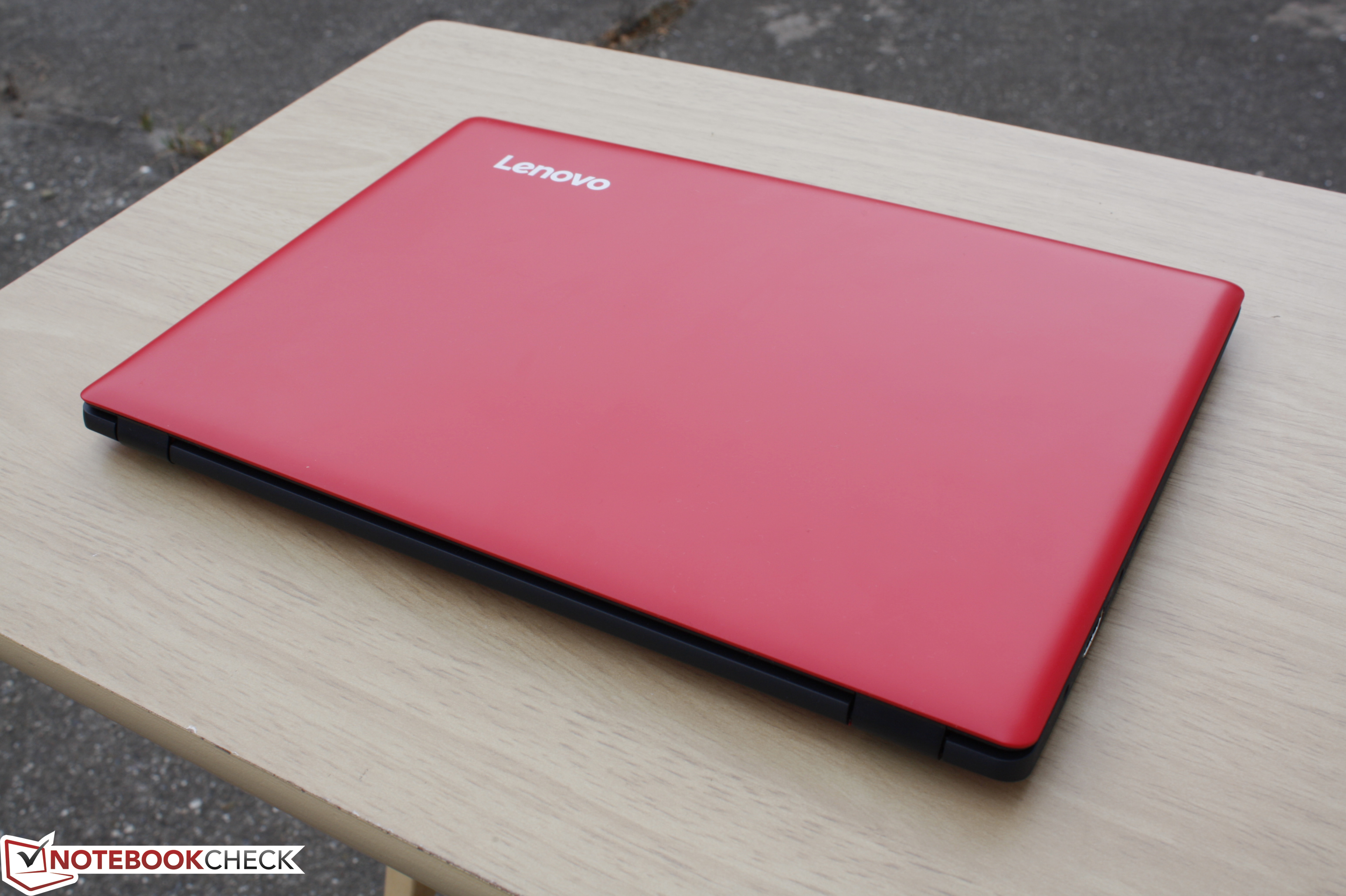 Lenovo Ideapad 100S Notebook Review - NotebookCheck.net Reviews