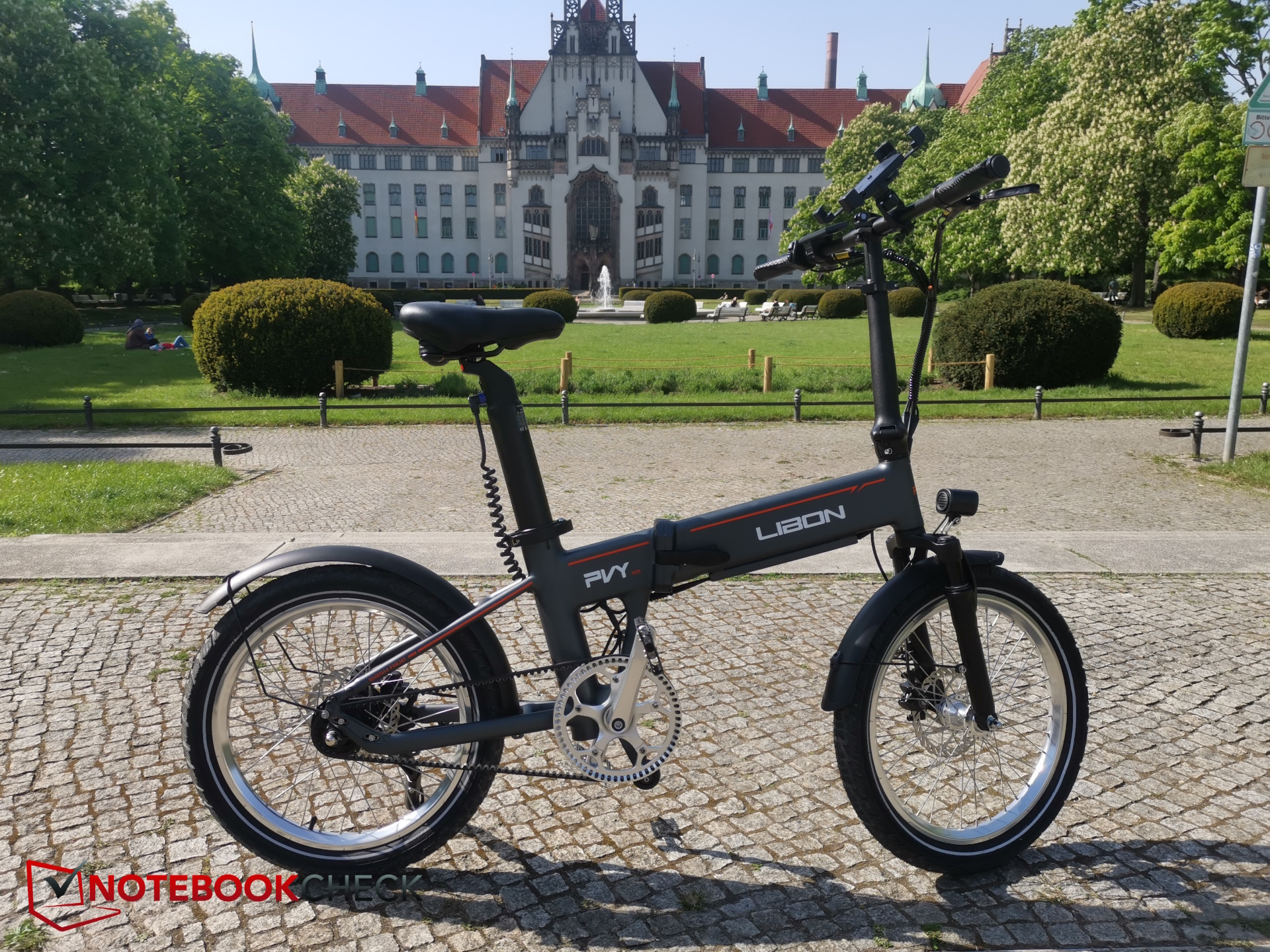 PVY Libon folding e-bike hands-on review: King of range with dual ...