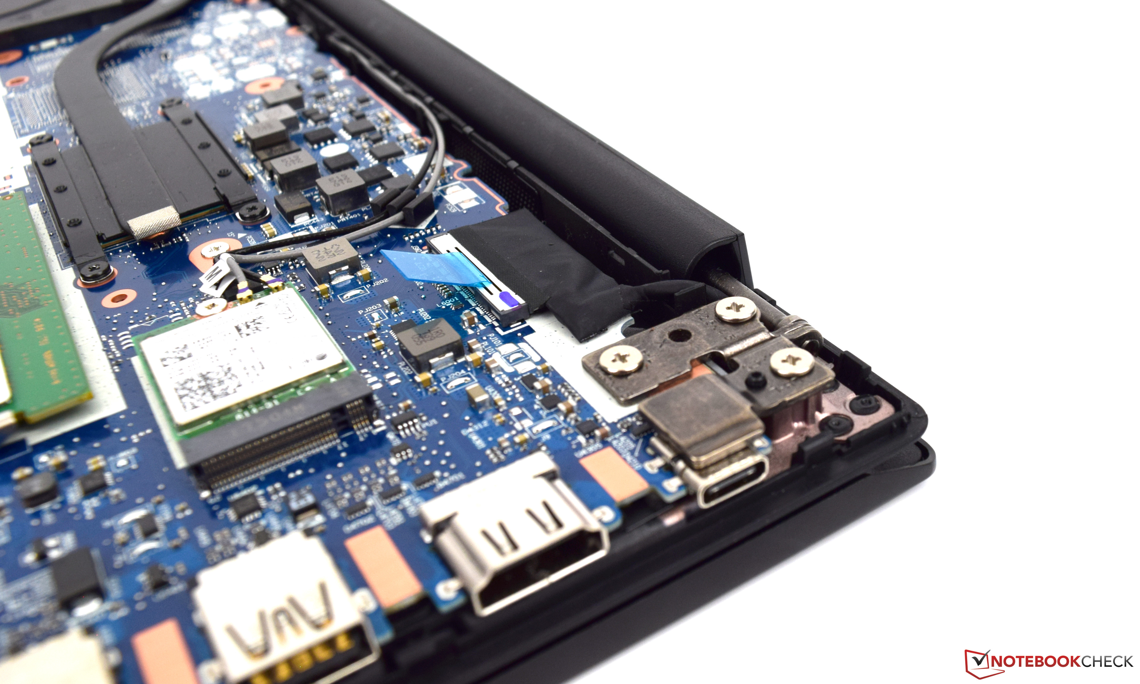 Lenovo ThinkPad E580 (i5-8250U, UHD 620, SSD) Laptop Review ...