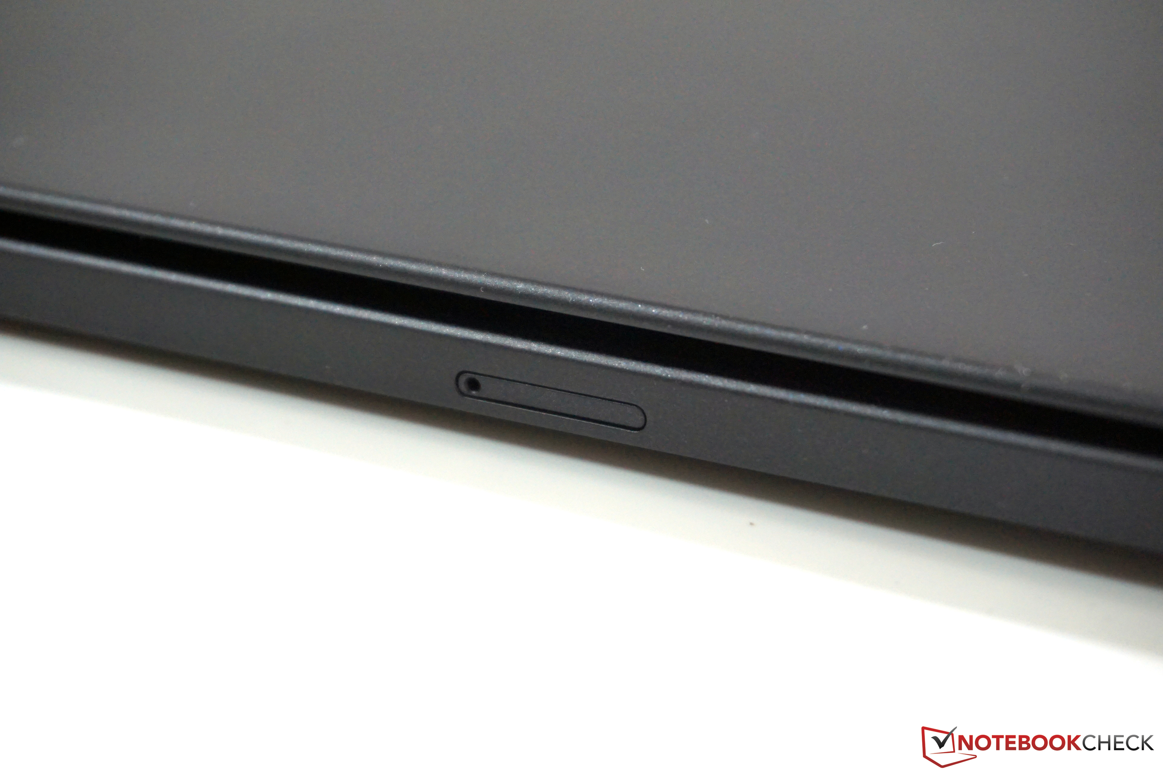 Lenovo ThinkPad T495s Review: The AMD business laptop is good, but the ...