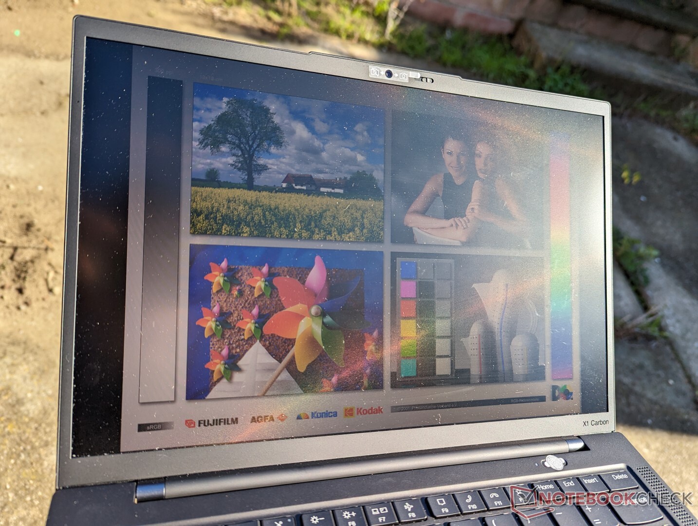 Core i7-1265U vs. Core i5-1250P: Lenovo ThinkPad X1 Carbon Gen 10 ...