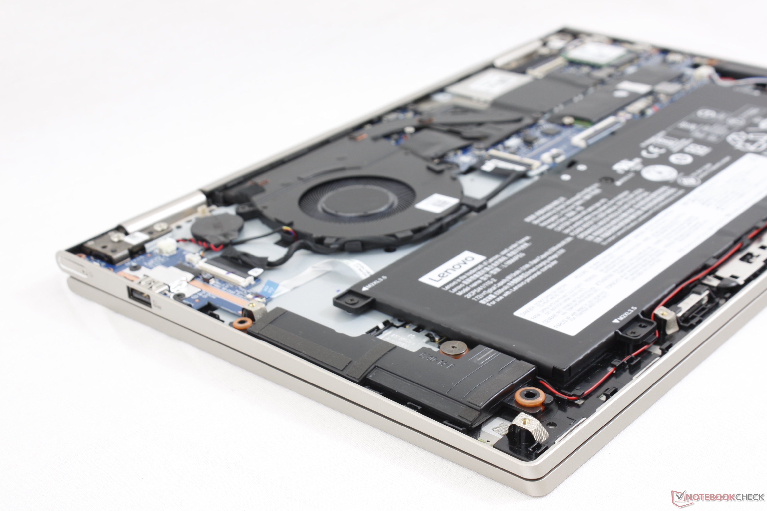 Lenovo Yoga C740-14IML Convertible Review: Top-tier Looks, Mid-tier ...