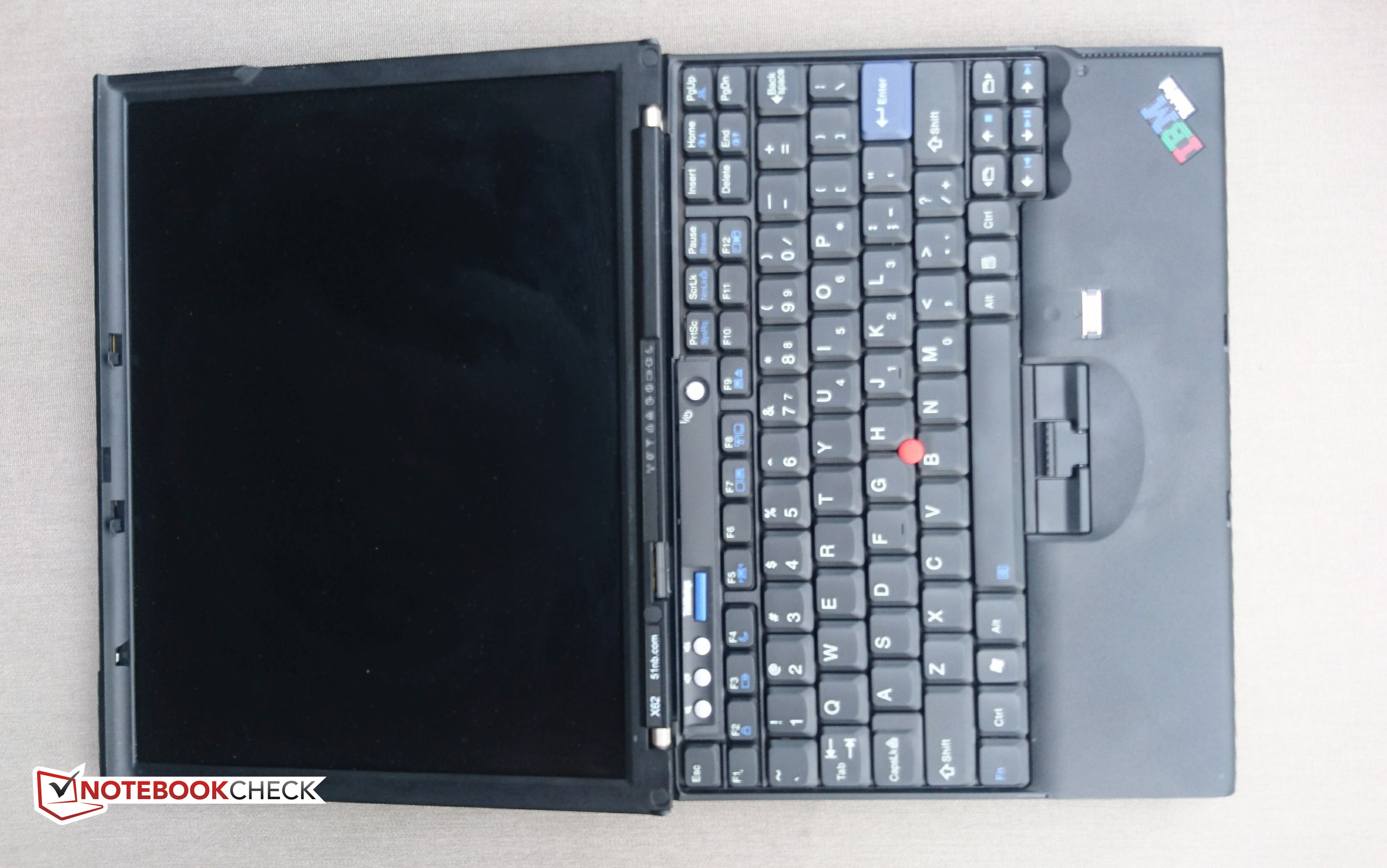 X62 Laptop Review - NotebookCheck.net Reviews