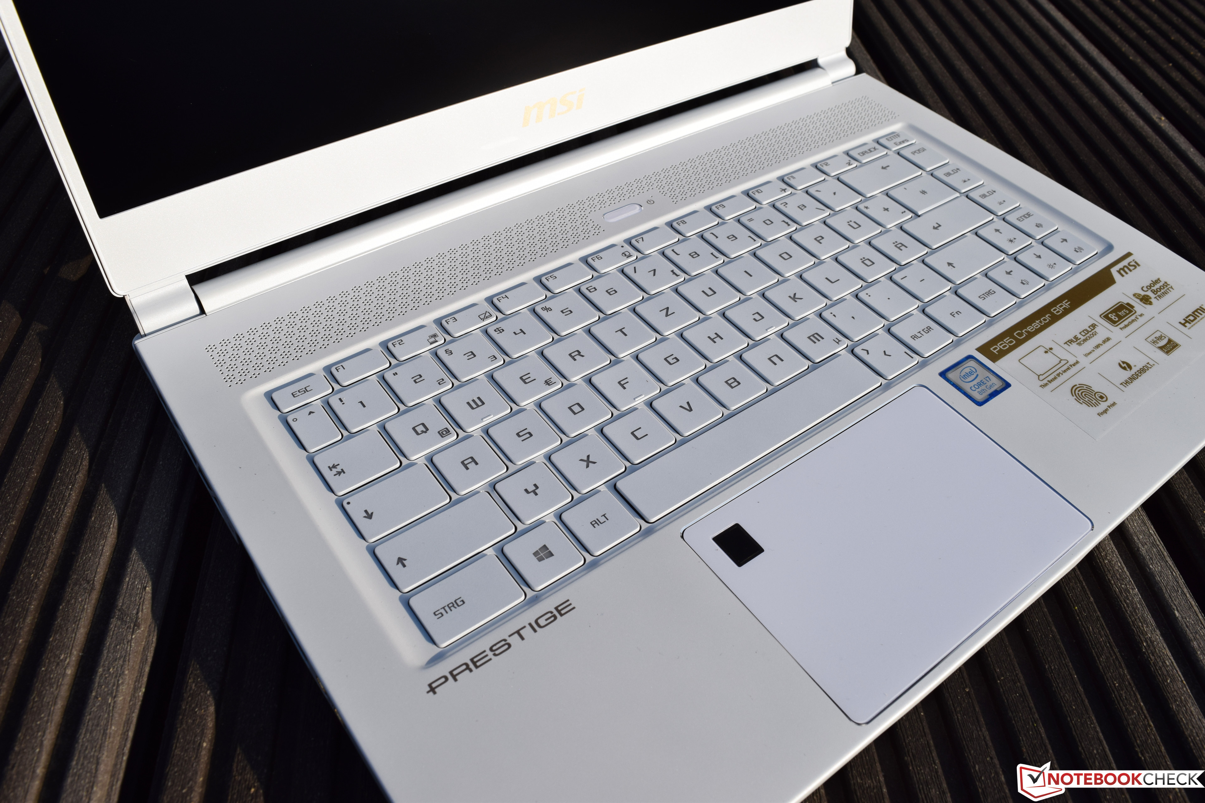 MSI P65 Creator 8RF (i7-8750H, GTX 1070 Max-Q, 512 GB SSD, 144 Hz ...