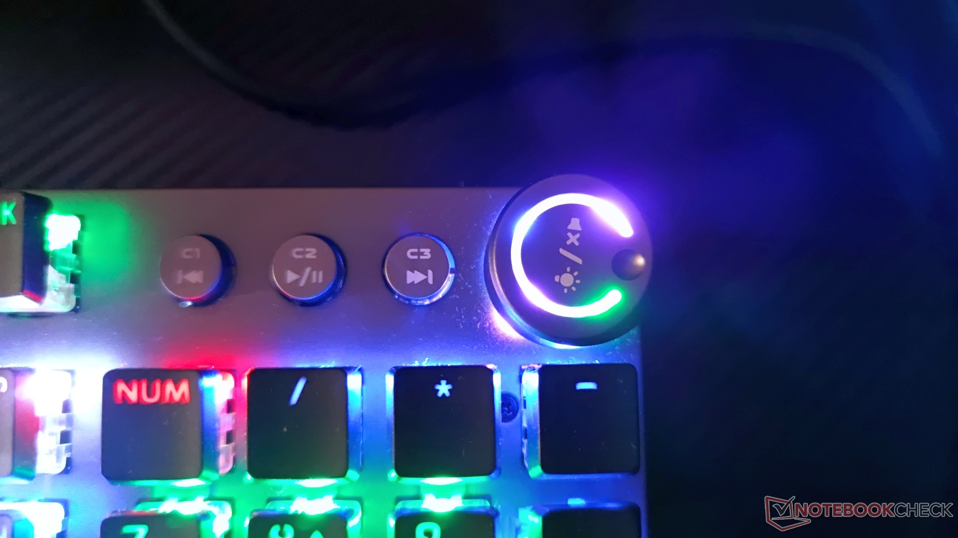 Genesis Thor 400 RGB mechanical keyboard hands-on: Everything you'd ...