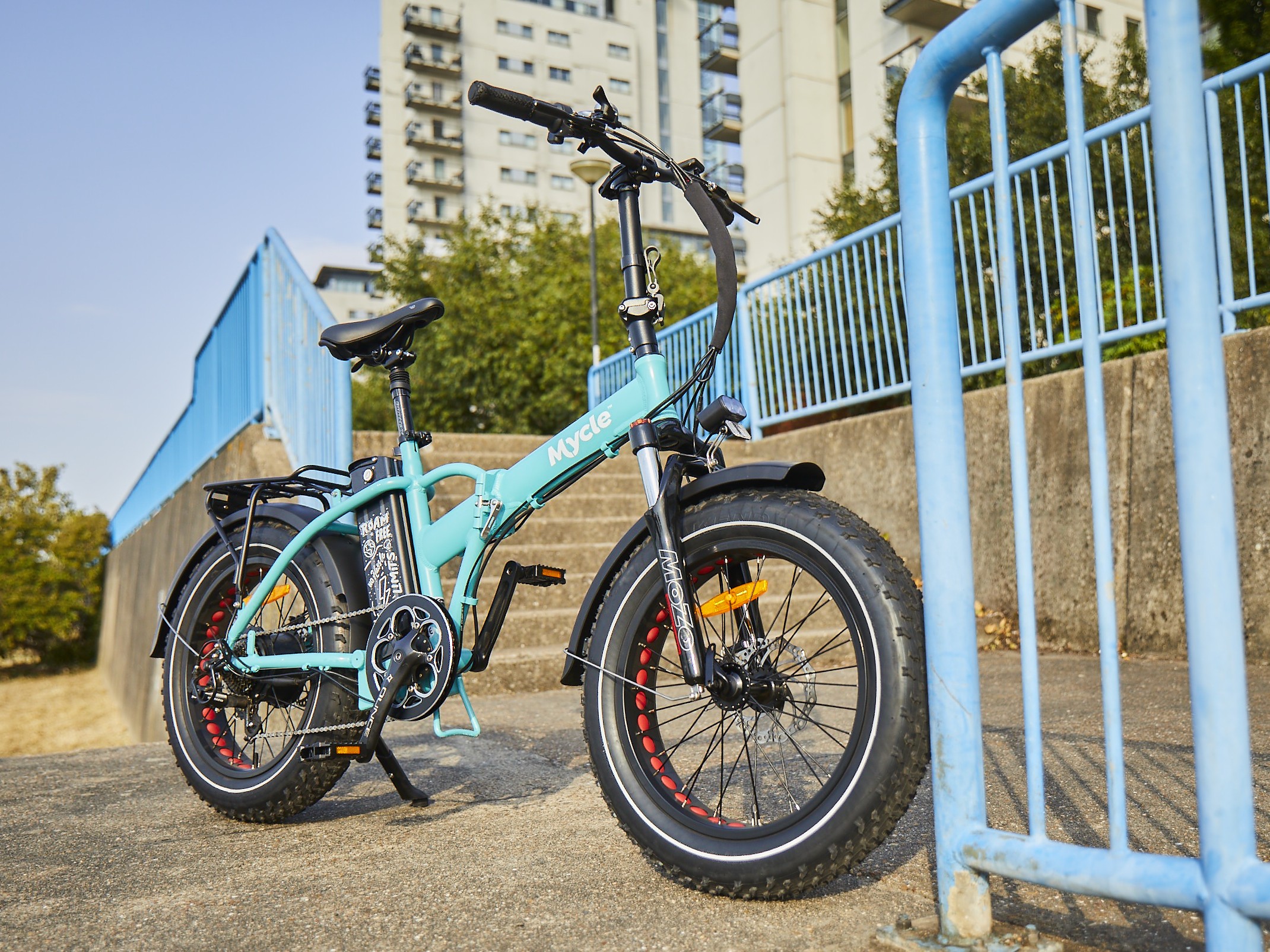 Mycle Charge fat tyre folding e-bike launches with up to 65 km range ...
