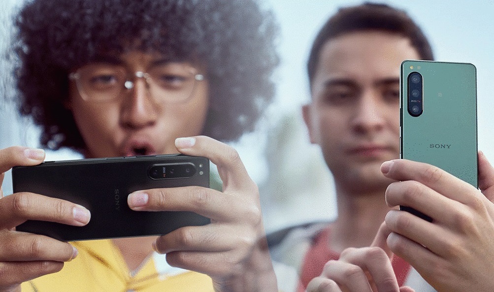 Compact Sony Xperia 5 V to be slightly more compressed than the Xperia ... Compact Sony Xperia 5 V to be slightly more compressed than the Xperia ...