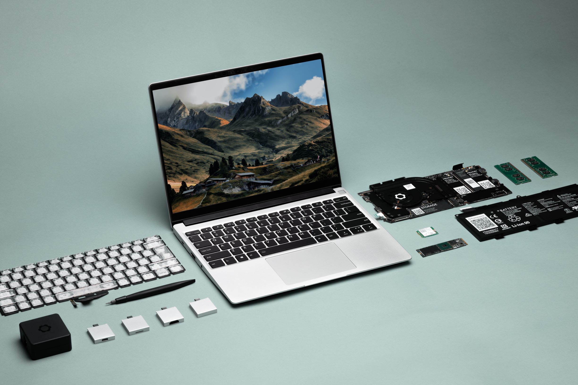 Framework laptops with fully customizable configurations now available ...