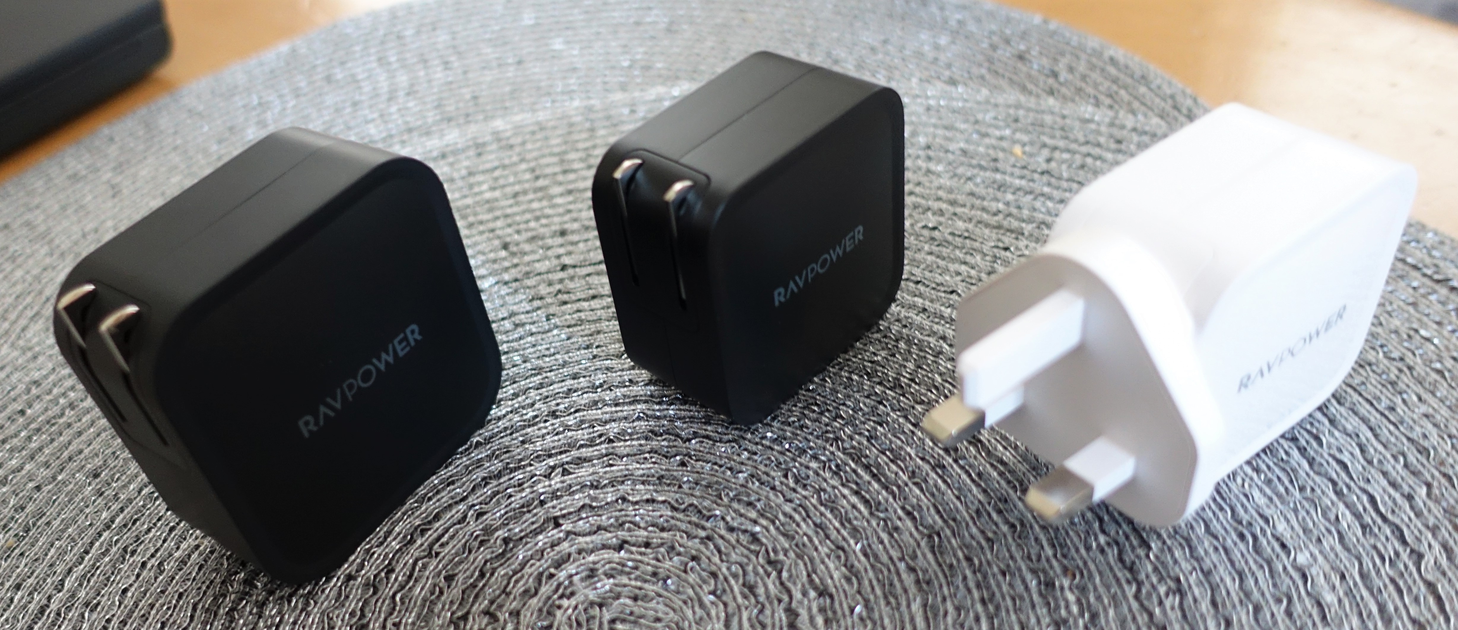 RAVPower PD Pioneer GaN Tech USB C Wall charger hands-on review ...