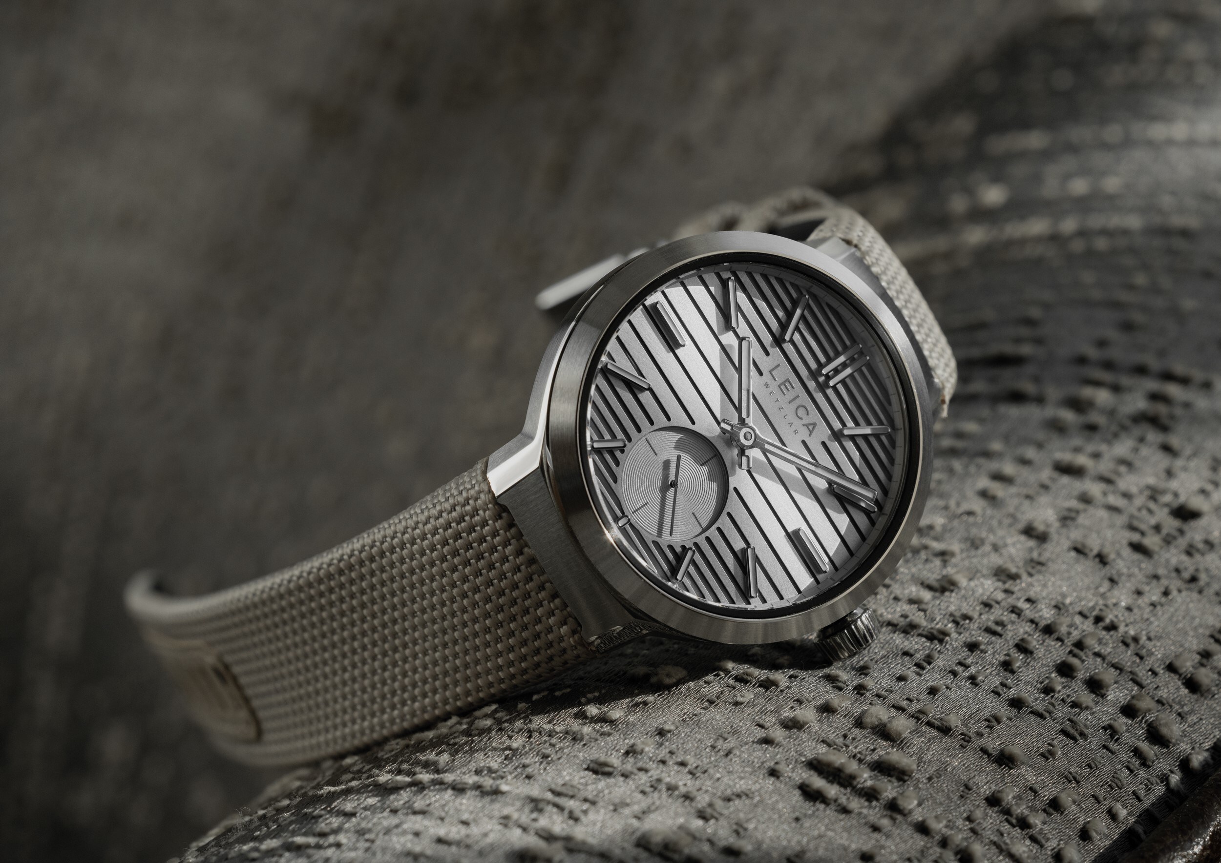 Leica ZM 12: Leica’s new expensive watch launches with 100 m water resistance and a titanium ...