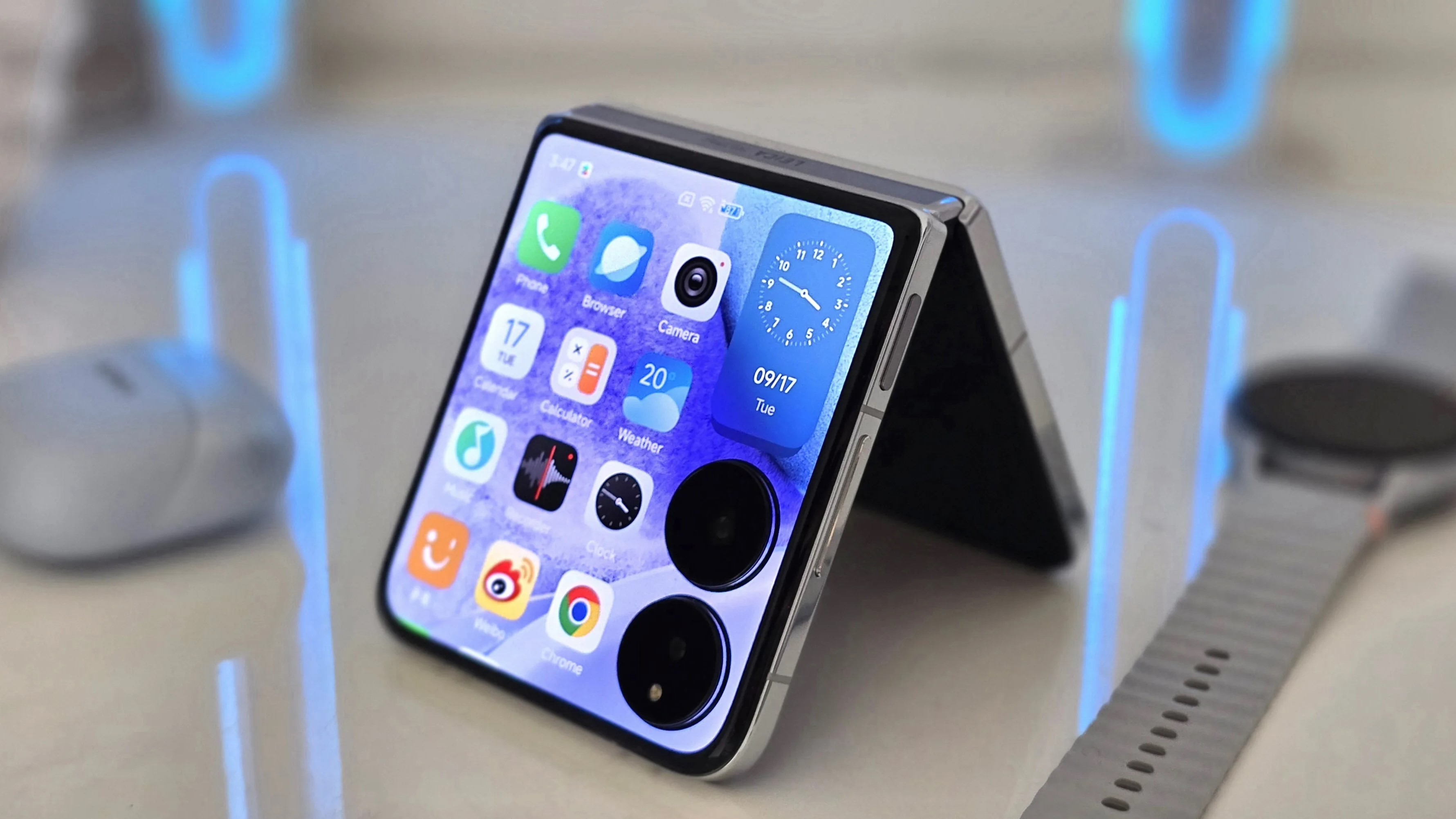 Xiaomi Mix Flip 2 tipped to hit 2025 clamshell foldable smartphone market with Elite upgrades ...