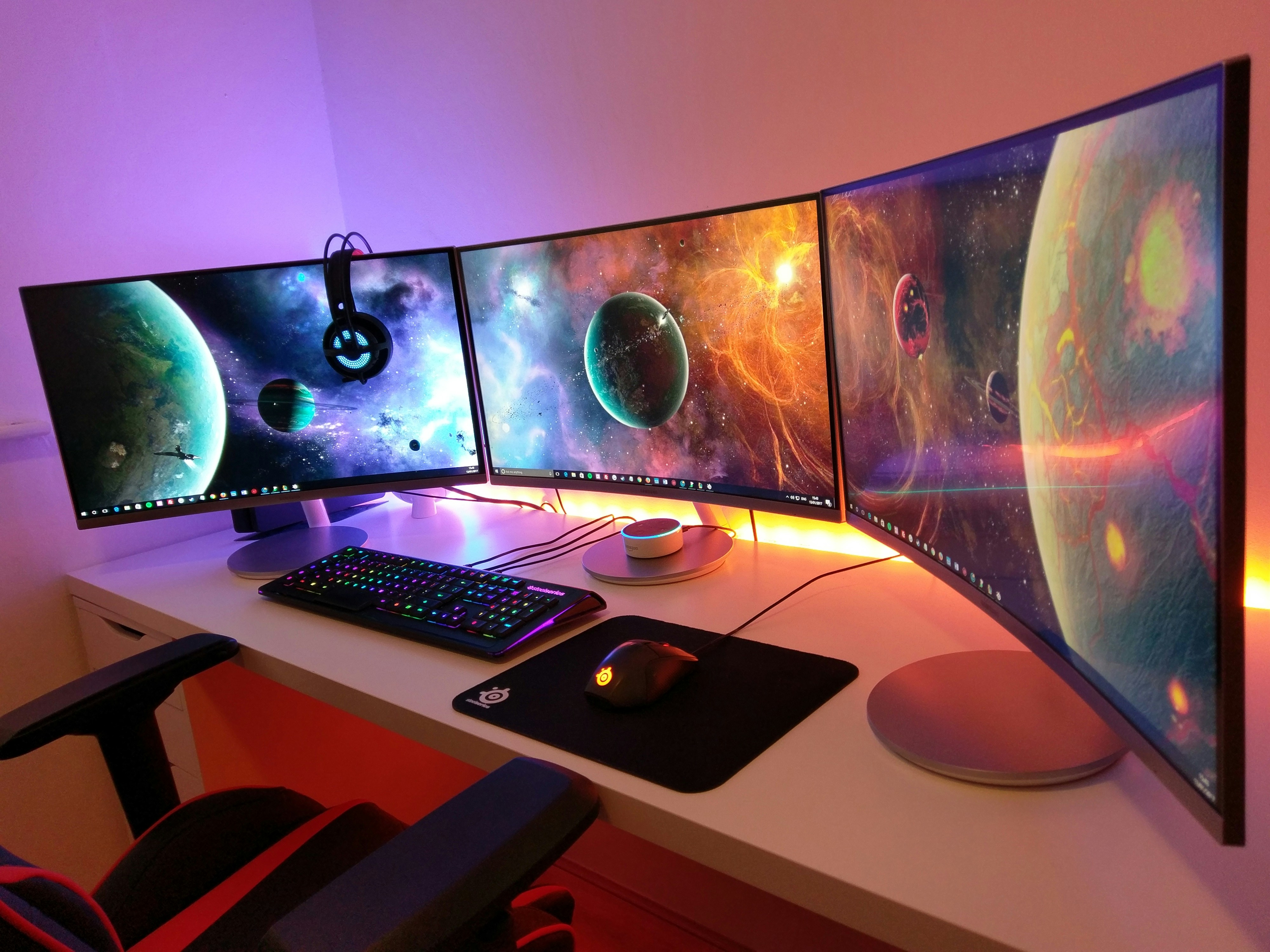 Top 4 gaming monitors you can't miss: From Alienware OLED to Samsung ...