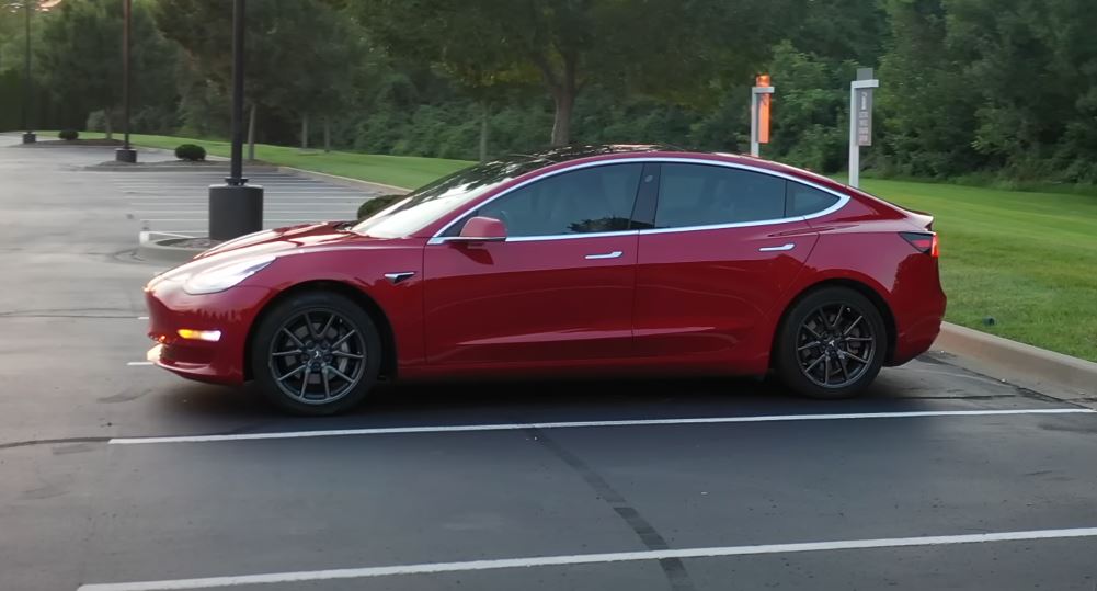Tesla Model 3 clocks 150,000 miles on original battery and motors with ...