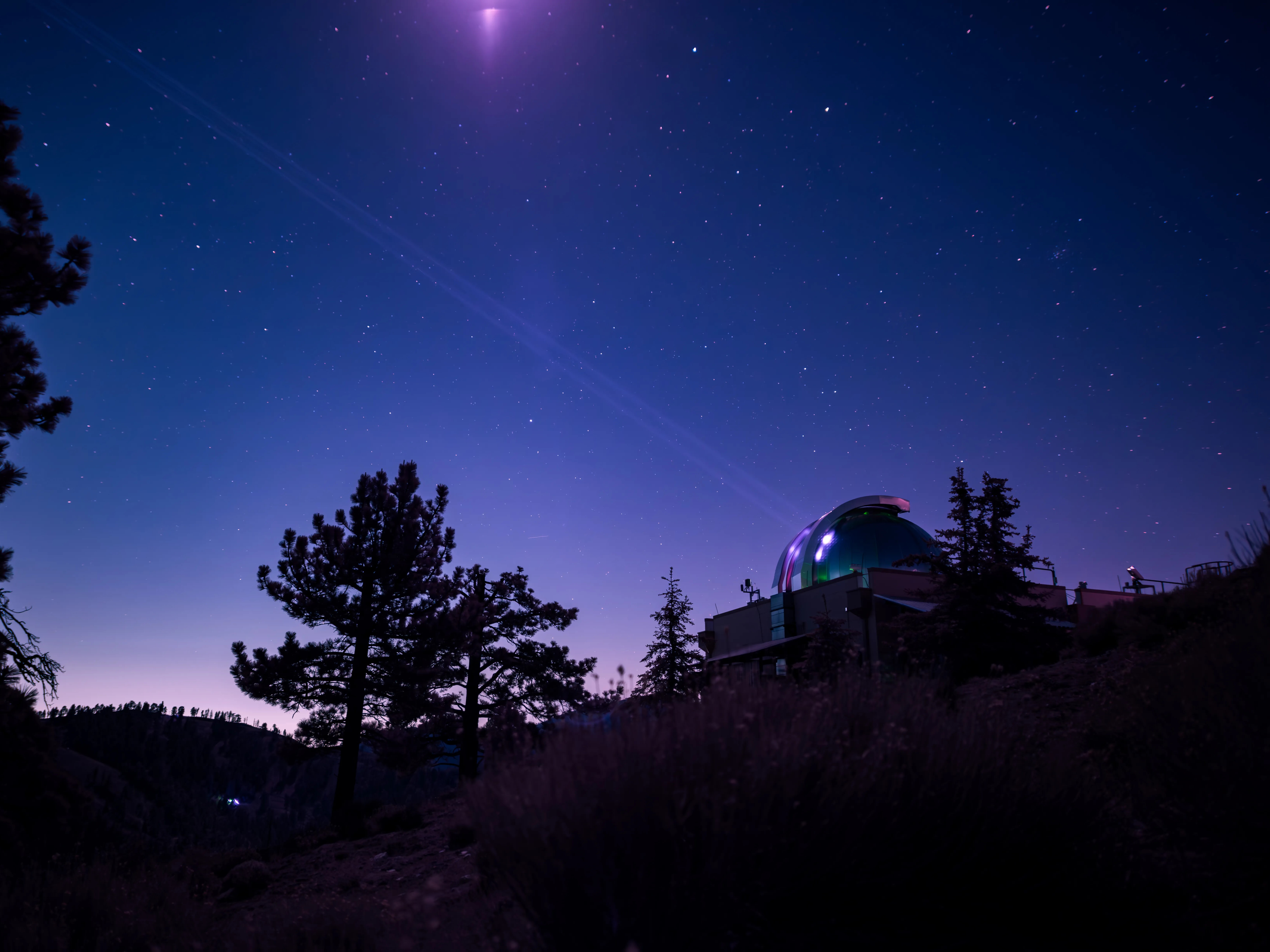 NASA successfully sends and receives data encoded with lasers from 218 ...