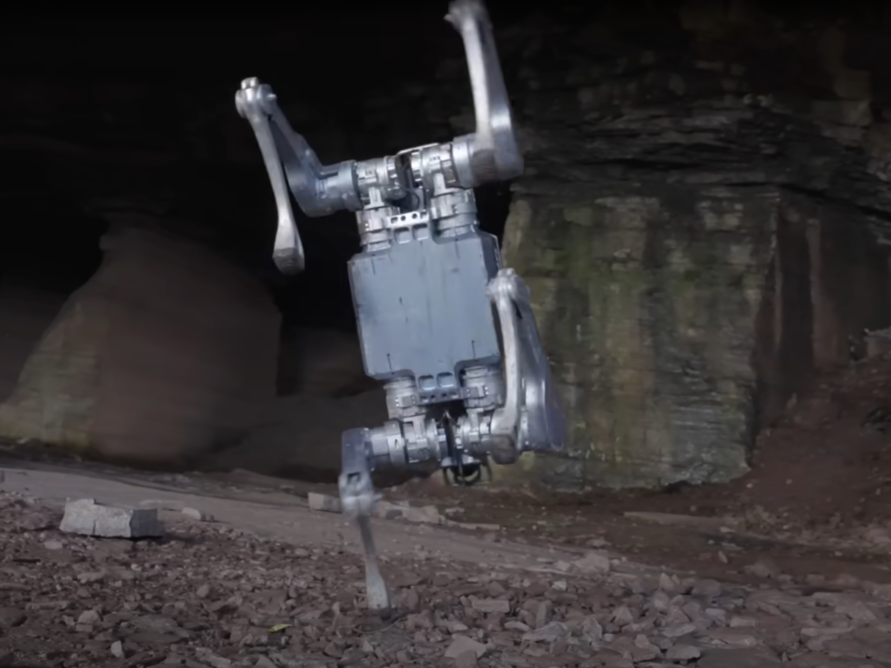 A2 Stellar Hunter: Unitree's new robot dog can dance, do somersaults and carry heavy loads – all ...