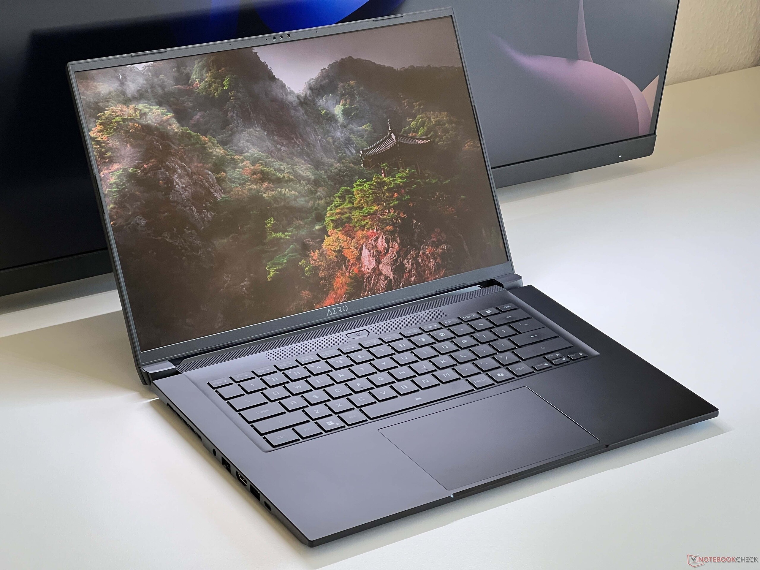 RTX 5070-powered gaming laptop with AMD Ryzen AI 7 350 gets massive ...