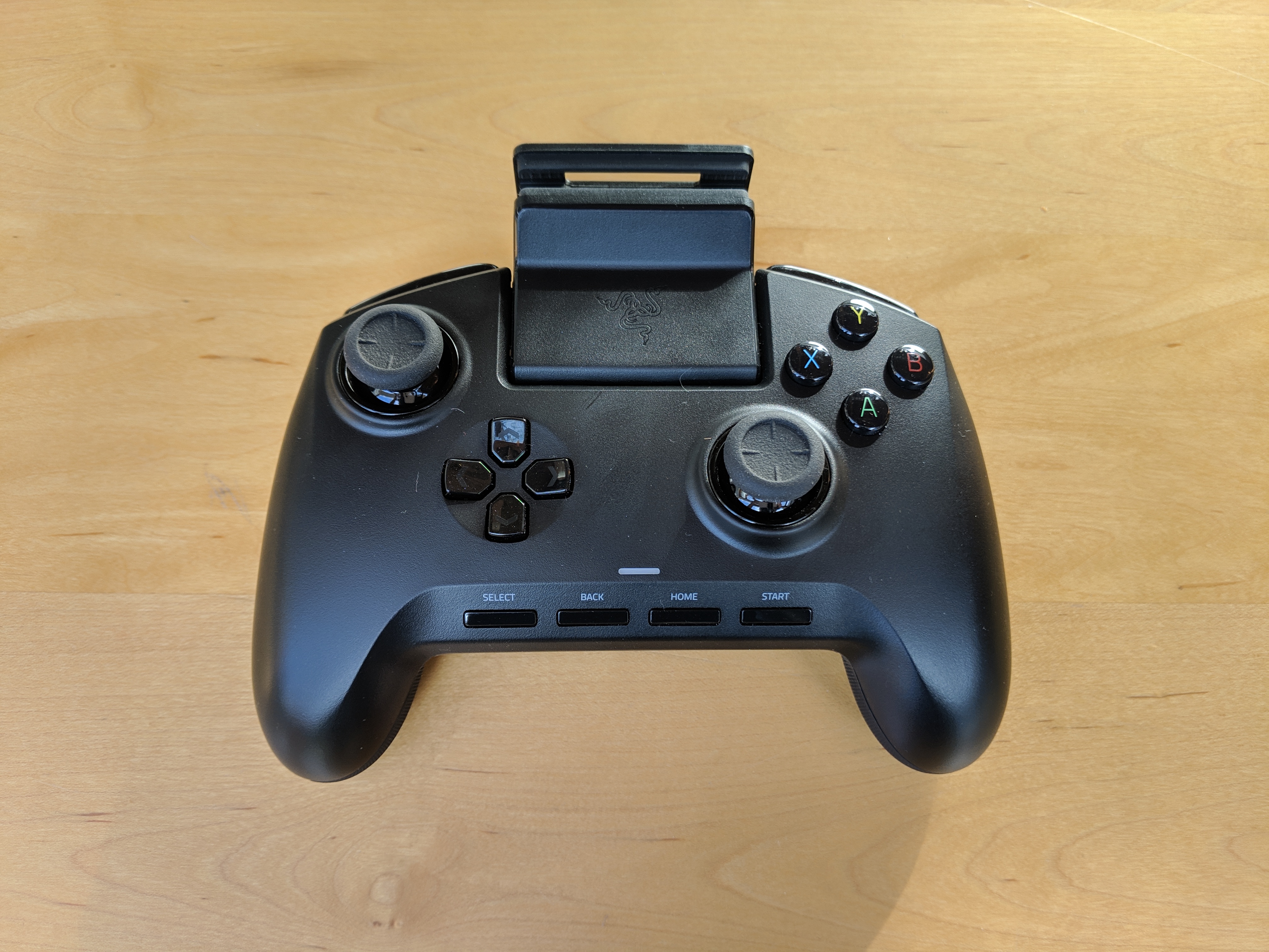 Razer Raiju Mobile Controller Review - NotebookCheck.net Reviews