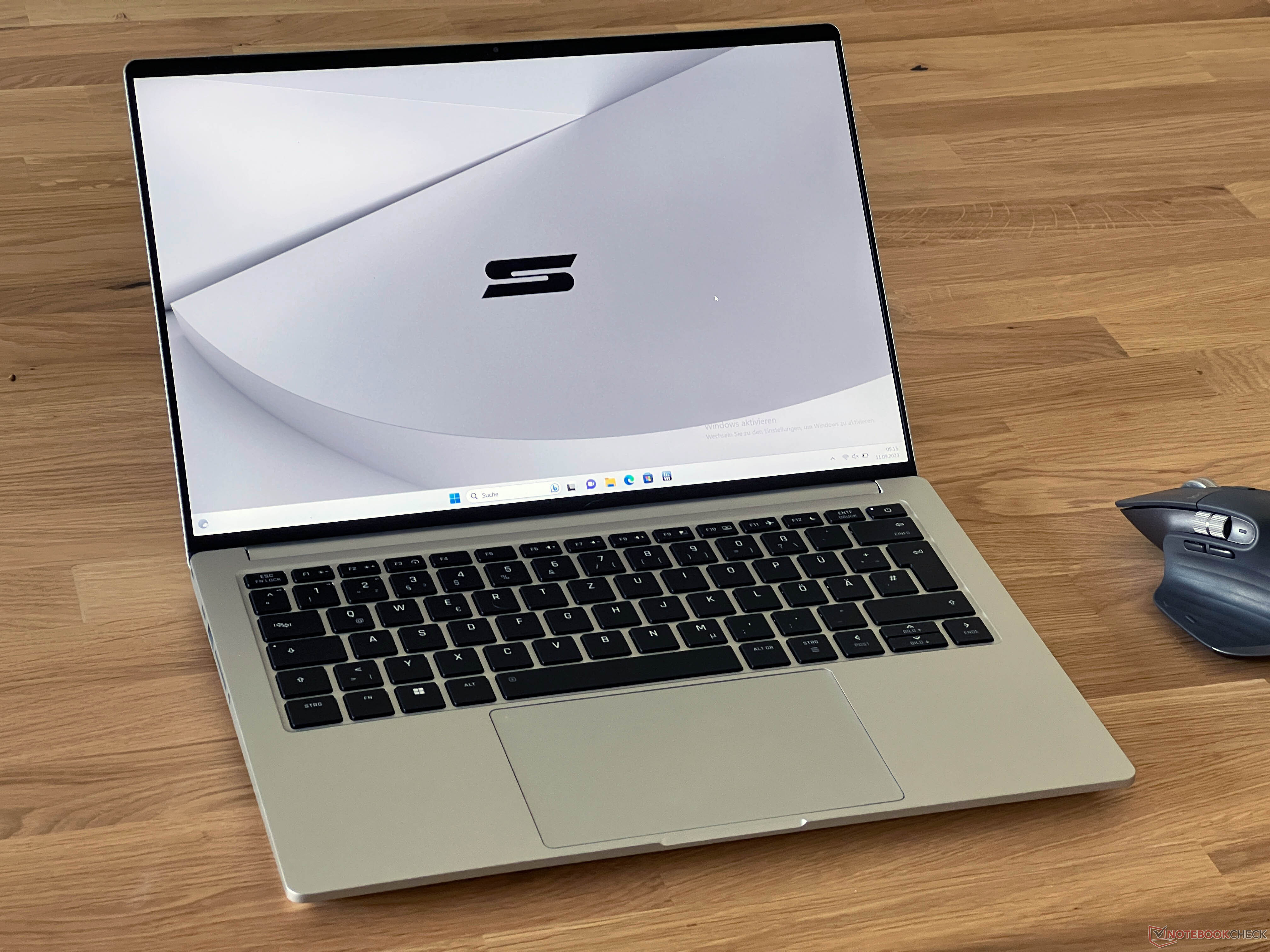 The new Schenker Vision 14 2023 offers longer battery runtimes, but ...