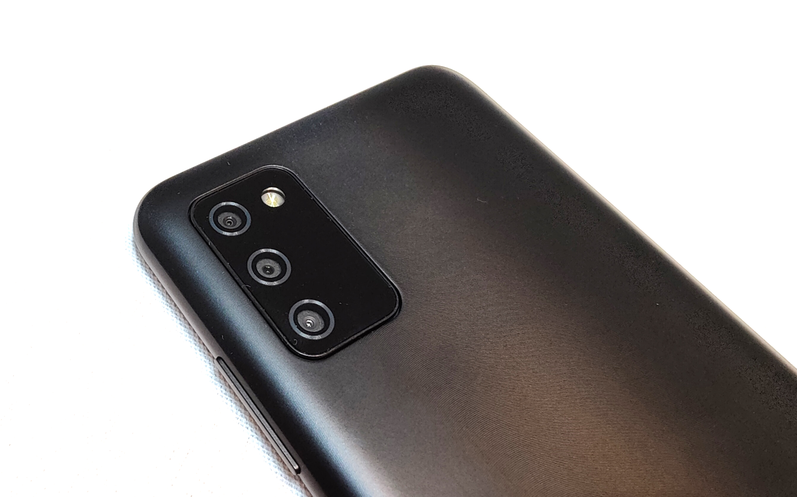 Samsung Galaxy A03s smartphone review: Cheap phone, good call quality ...