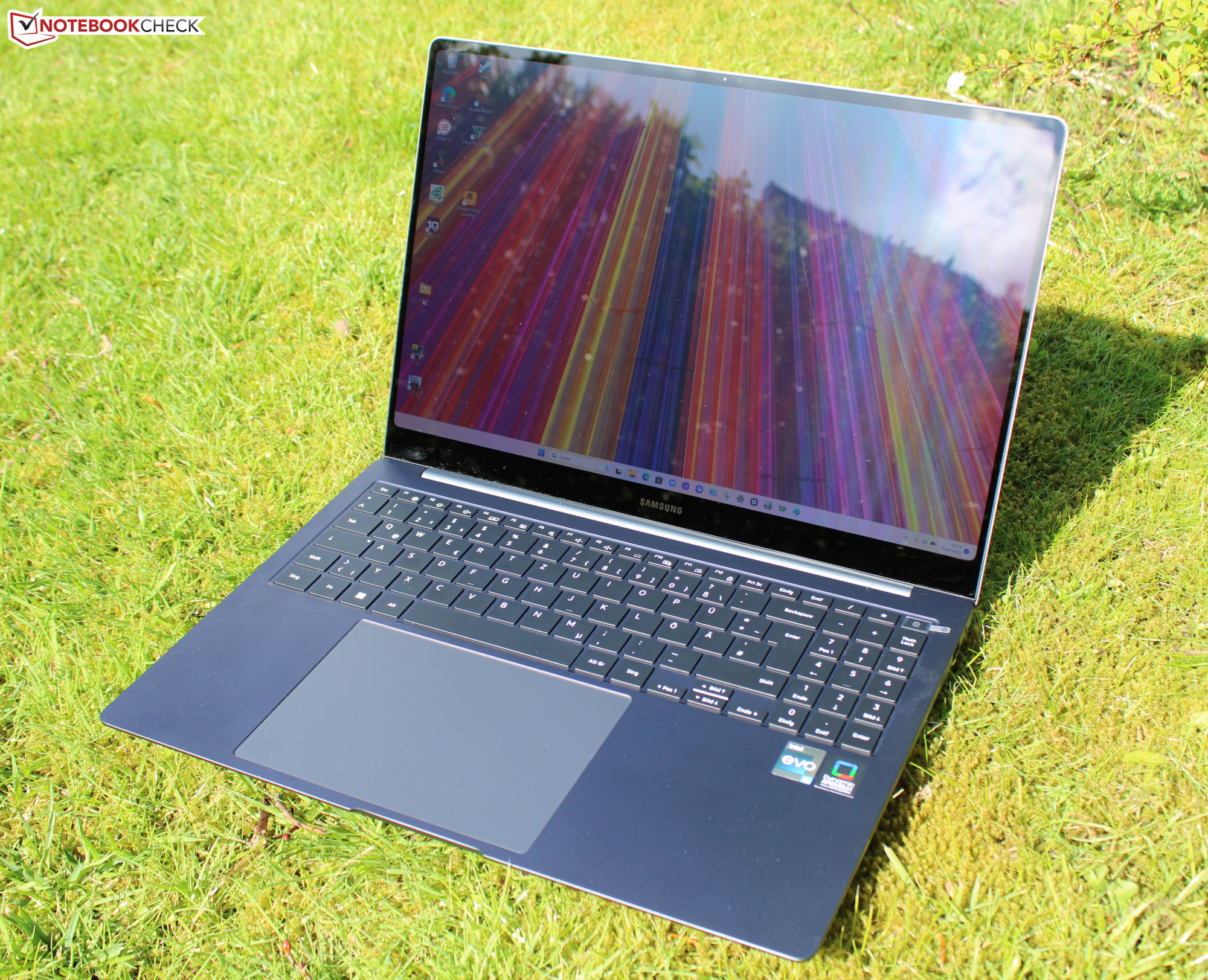 Samsung Galaxy Book3 Pro 16 review: Office laptop with Core-i5 power ...