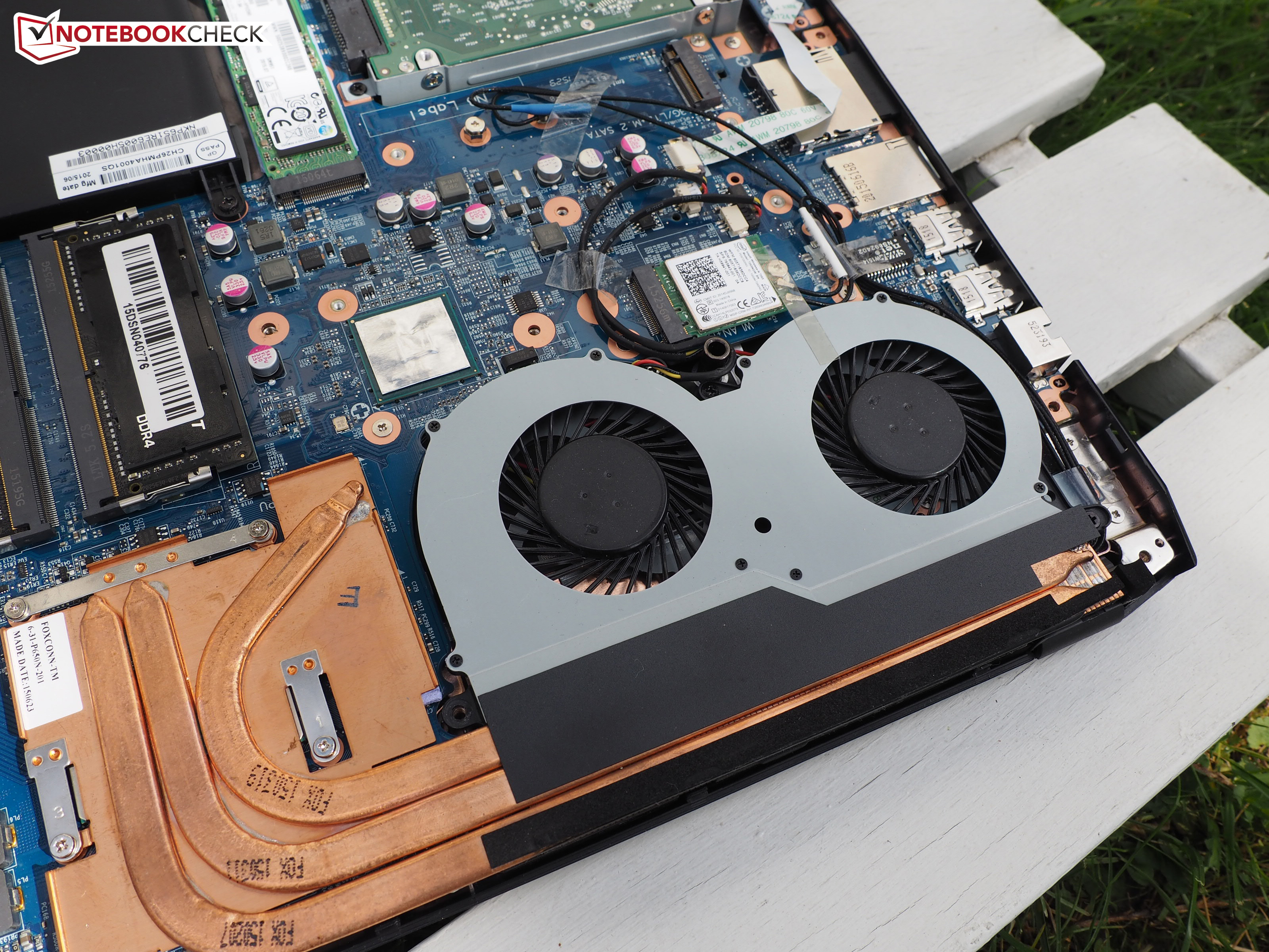 Schenker XMG P506 (Clevo P651RE) Notebook Review - NotebookCheck.net ...