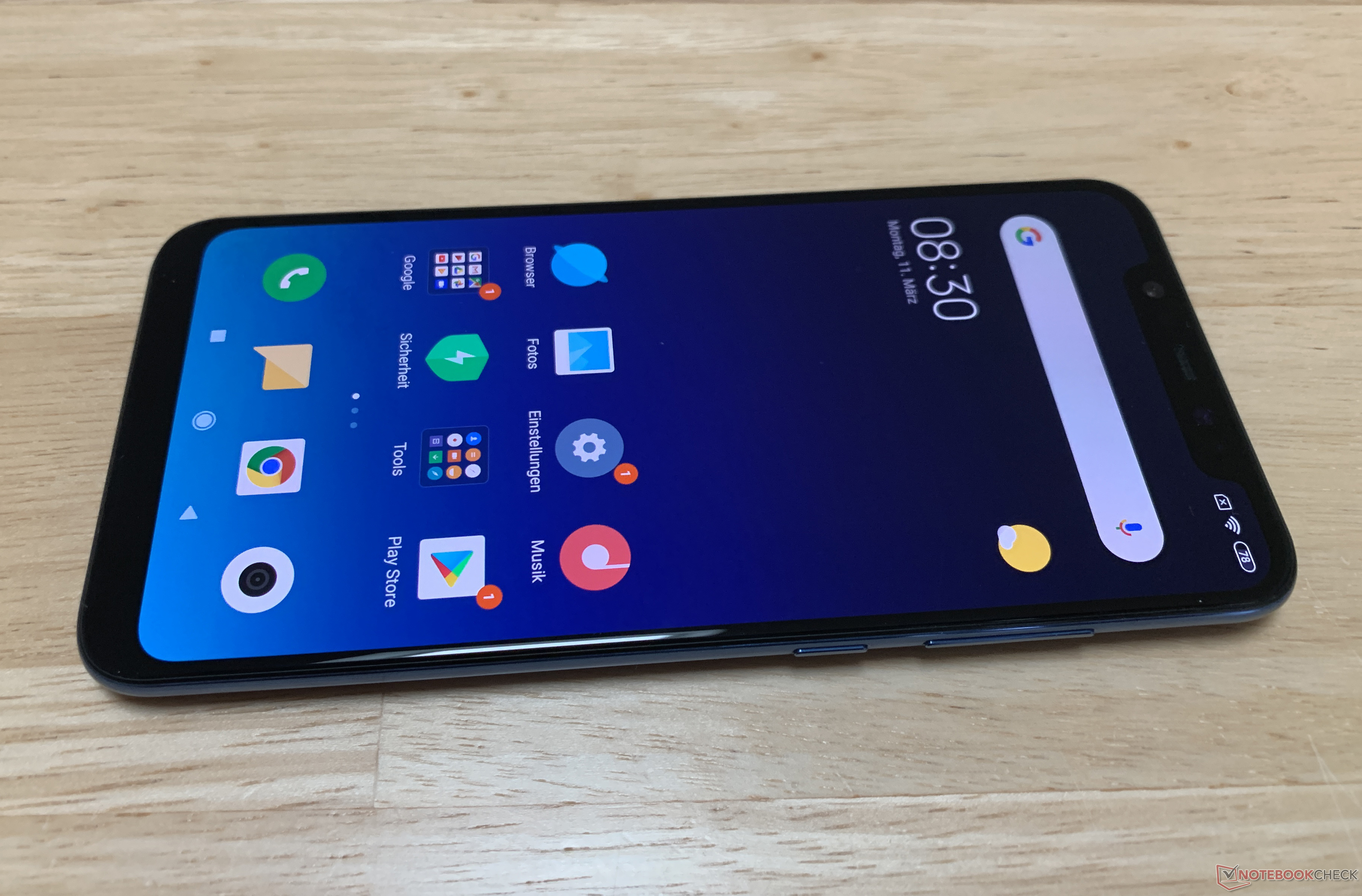 Xiaomi Mi 8 Smartphone Review - NotebookCheck.net Reviews