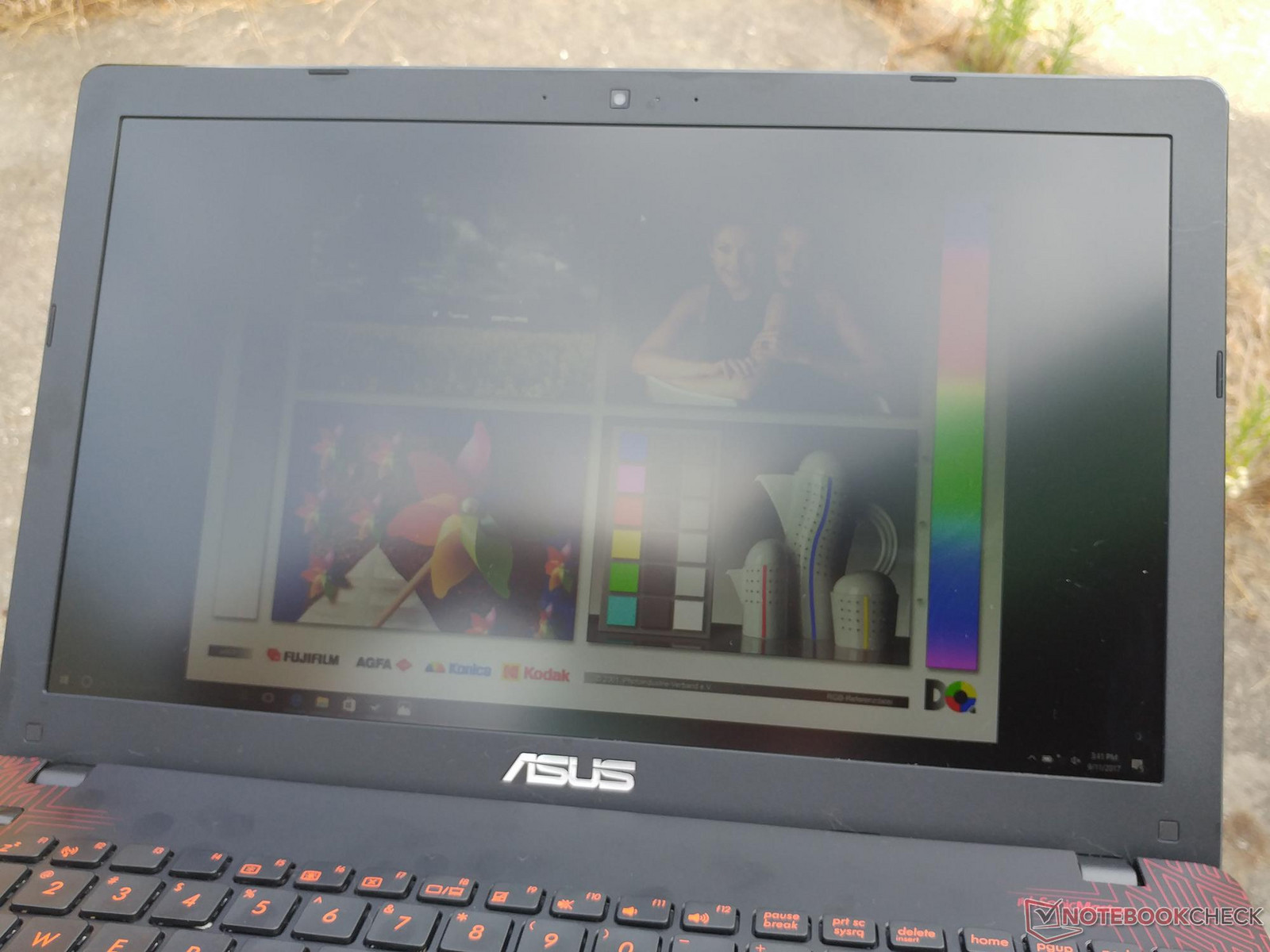 Asus FX550IU (FX-9830P, Radeon RX 460) Laptop Review - NotebookCheck ...