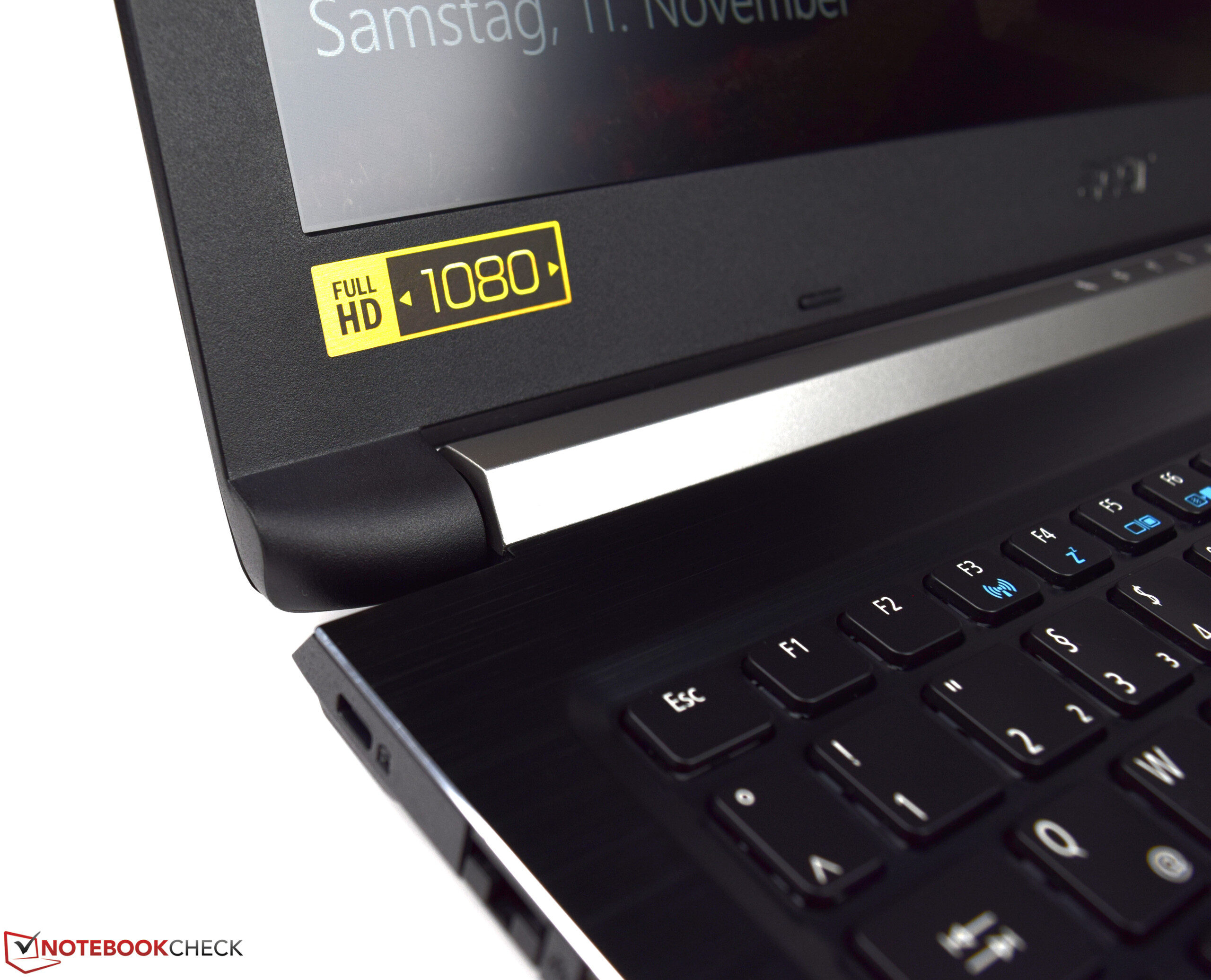 Acer Aspire 7 A715-72G (i7-8750H, GTX 1050 Ti, SSD, FHD) Laptop Review ...
