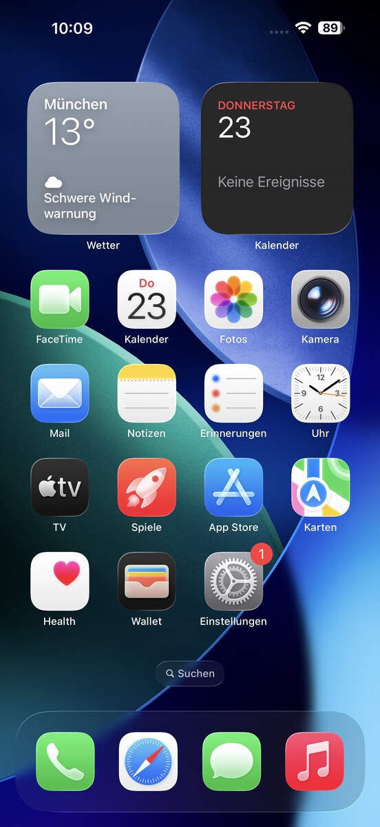 Setting new battery life records - Apple iPhone 17 Pro Max smartphone ...