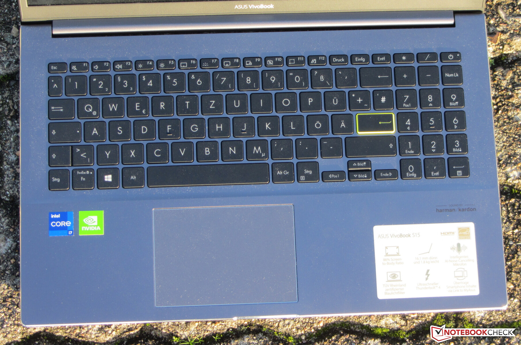 Asus VivoBook S15 S533EQ in review: Elegant all-rounder with equipment ...