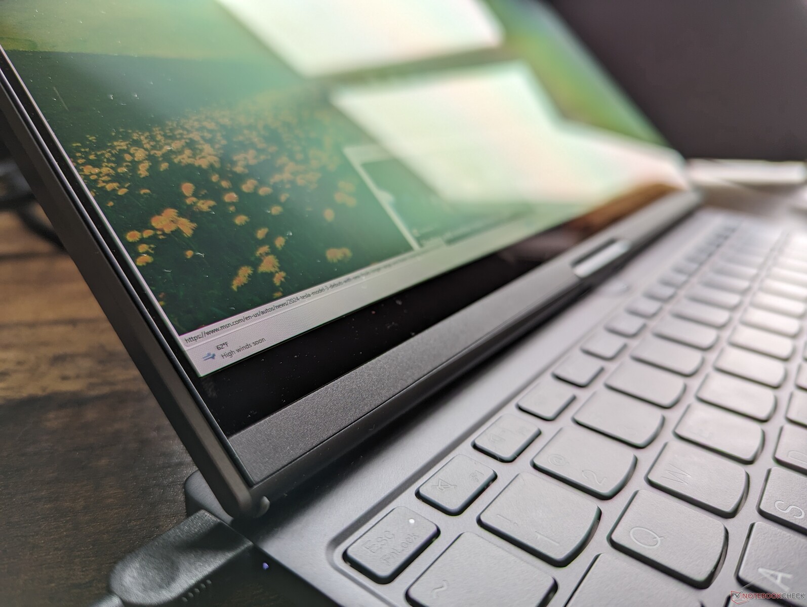 Lenovo ThinkBook Plus Twist Gen 4 convertible review: E-Ink and OLED hybrid - NotebookCheck.net ...