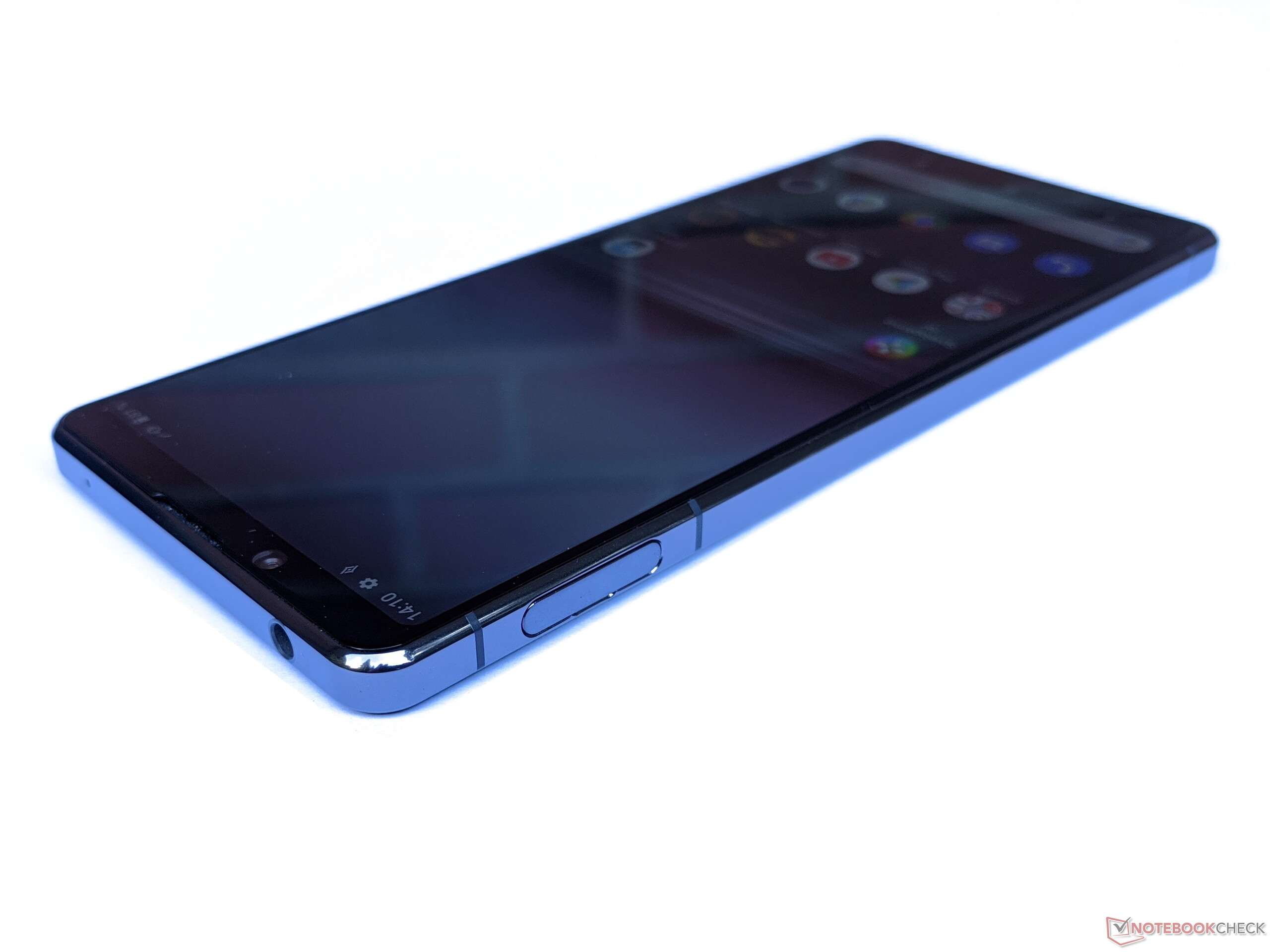 Sony Xperia 1 II Smartphone Review: The Alpha-camera flagship ...